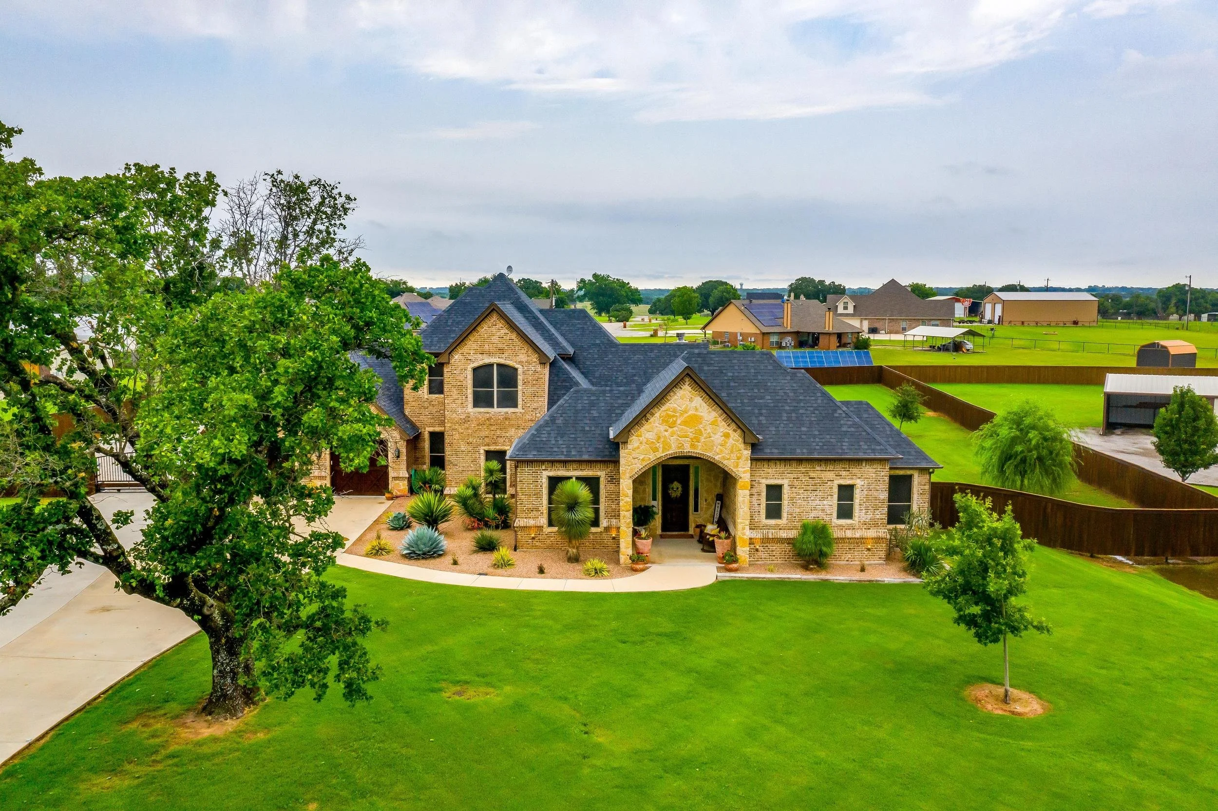 113 CAMBREE COURT — The Ashton Agency