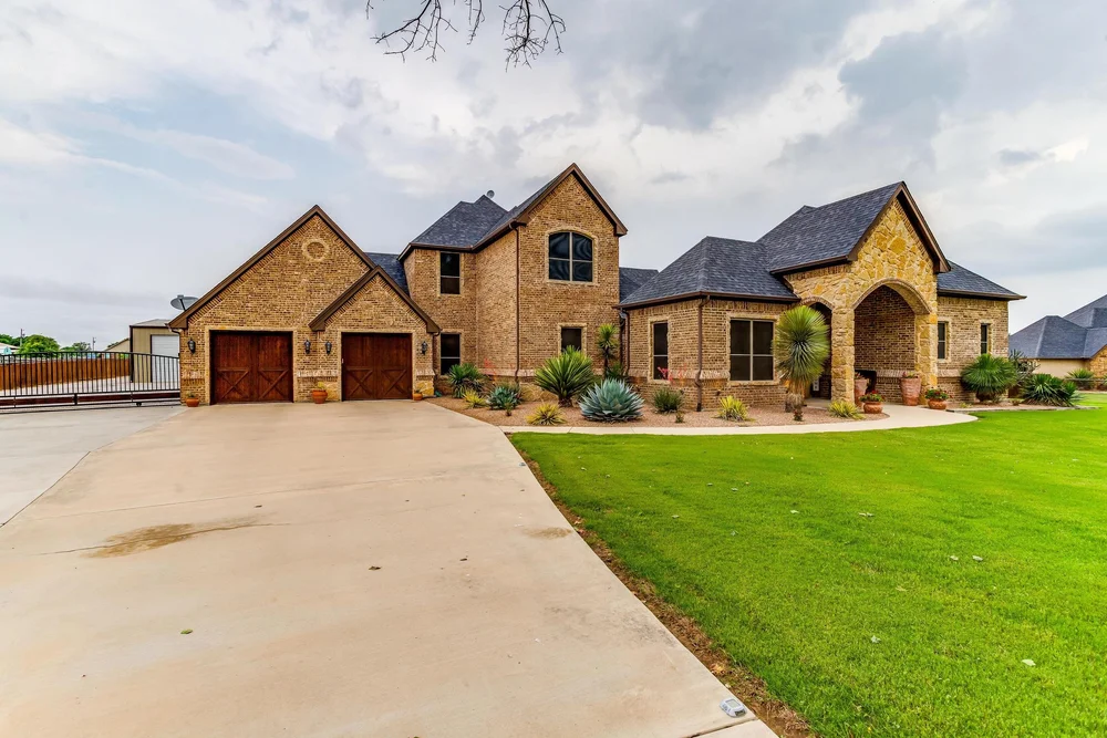 113 CAMBREE COURT — The Ashton Agency
