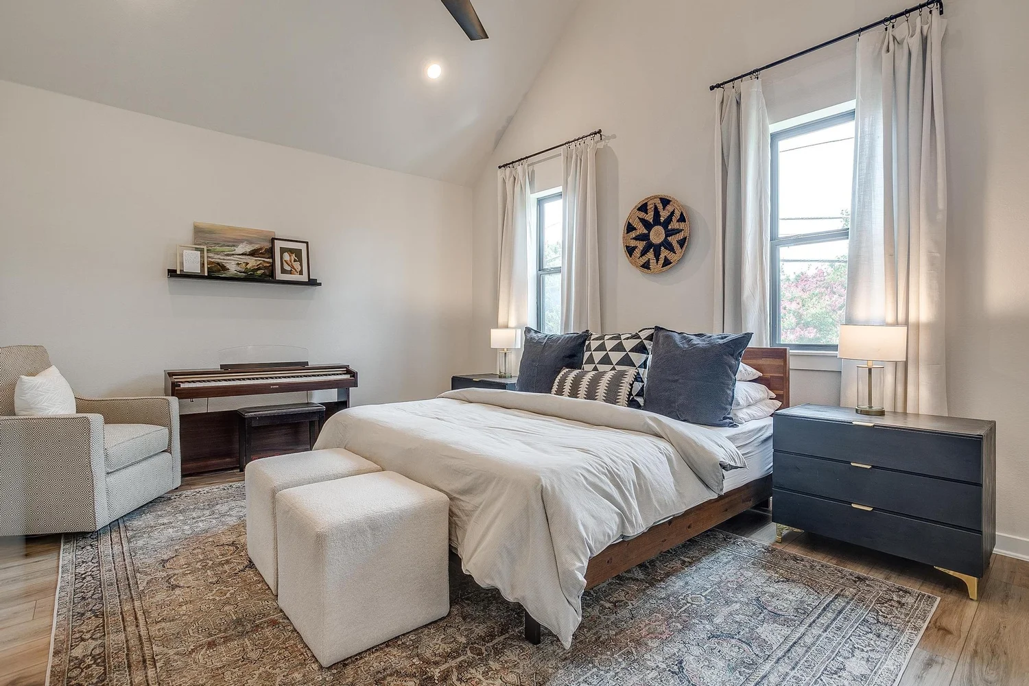 2255 ROOK DRIVE — The Ashton Agency