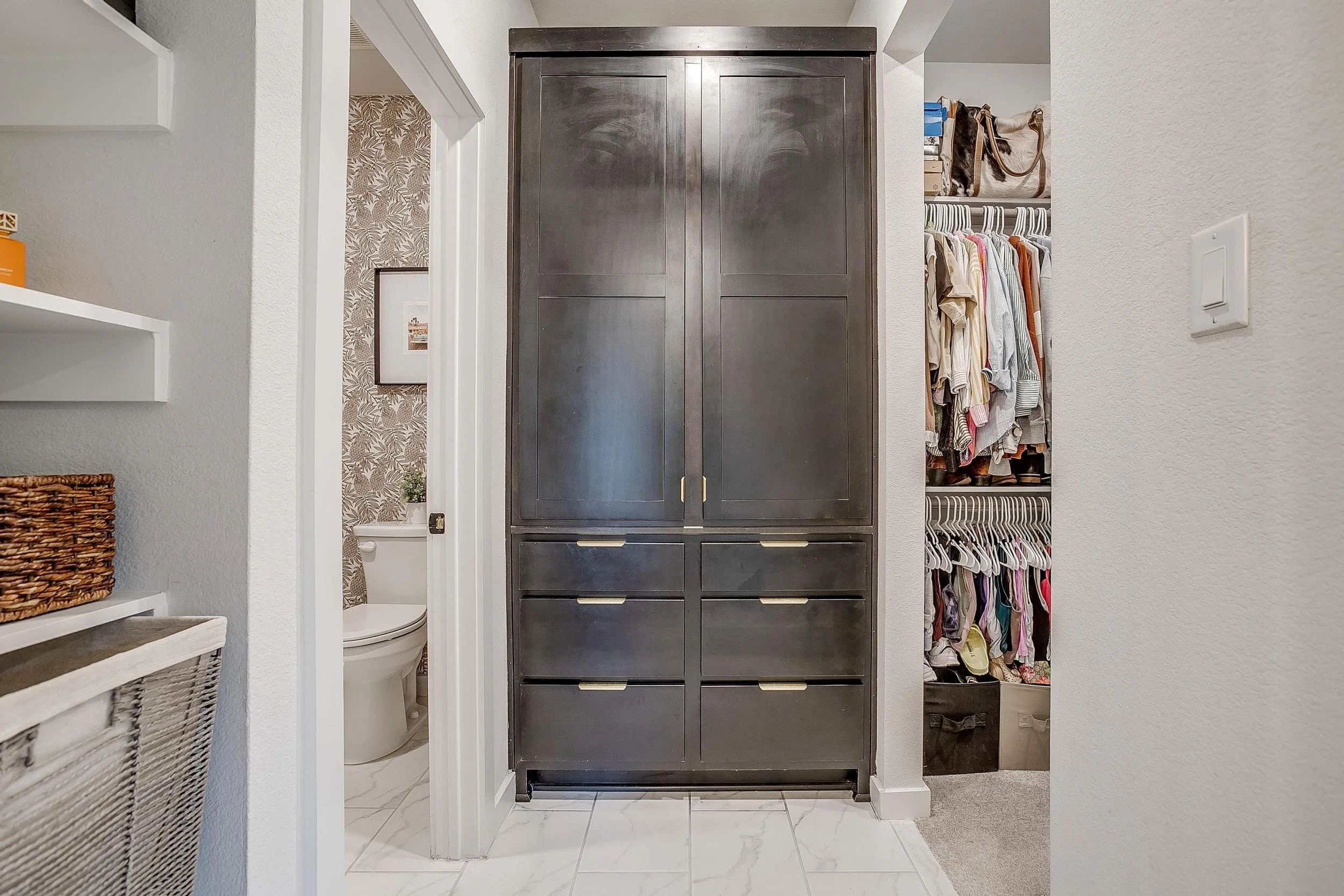 2255 ROOK DRIVE — The Ashton Agency
