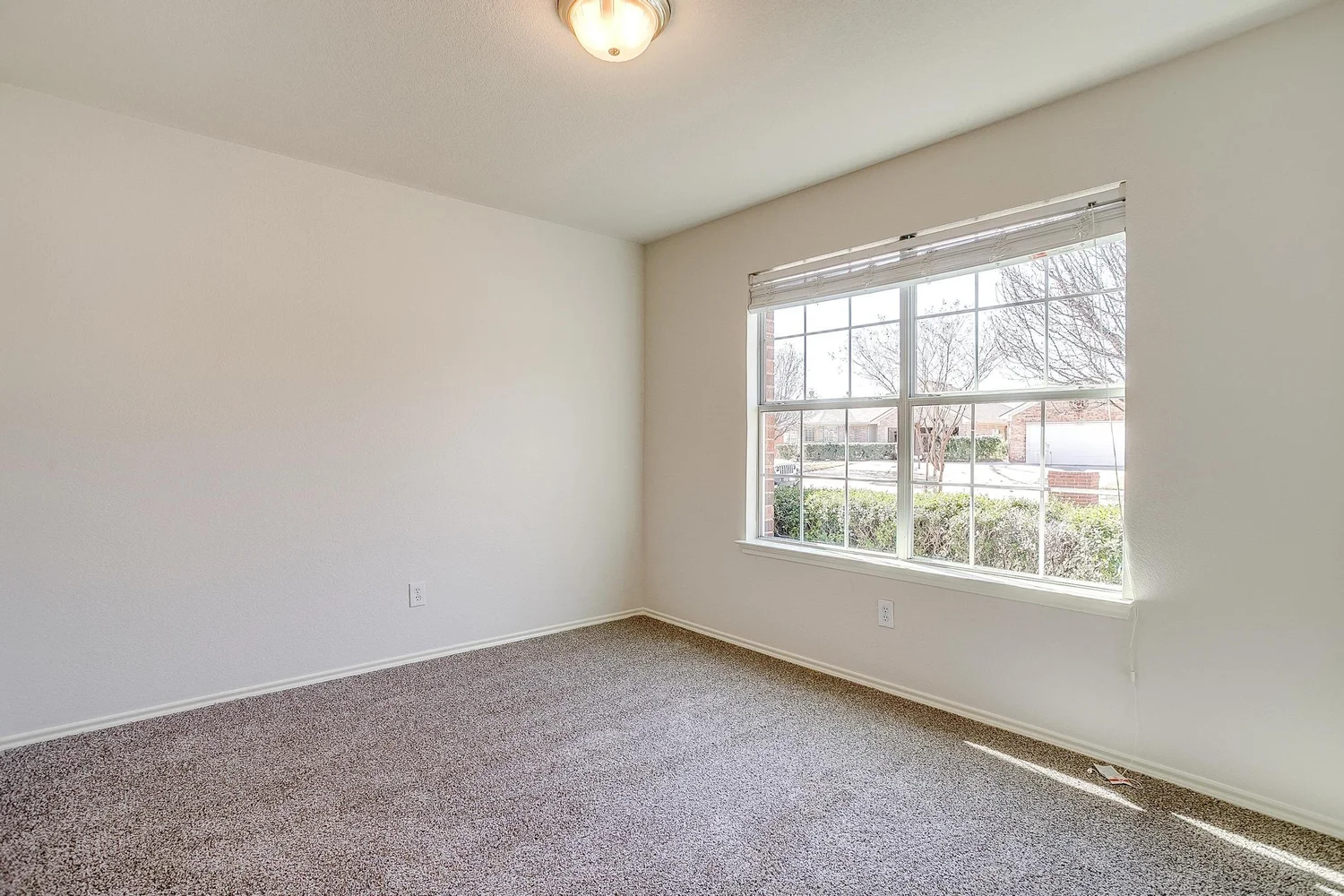 10900 BRAEMOOR DRIVE — The Ashton Agency