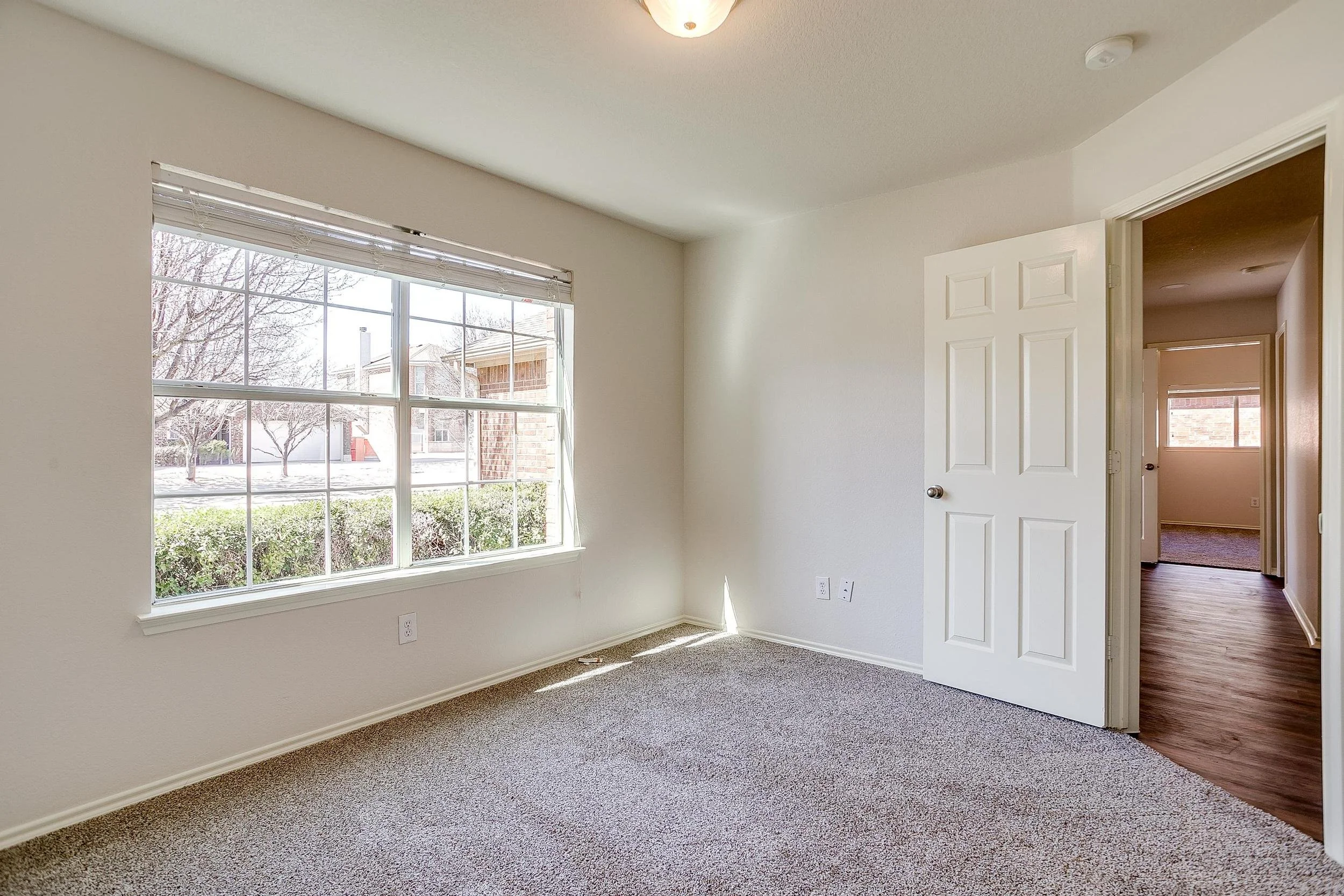 10900 BRAEMOOR DRIVE — The Ashton Agency