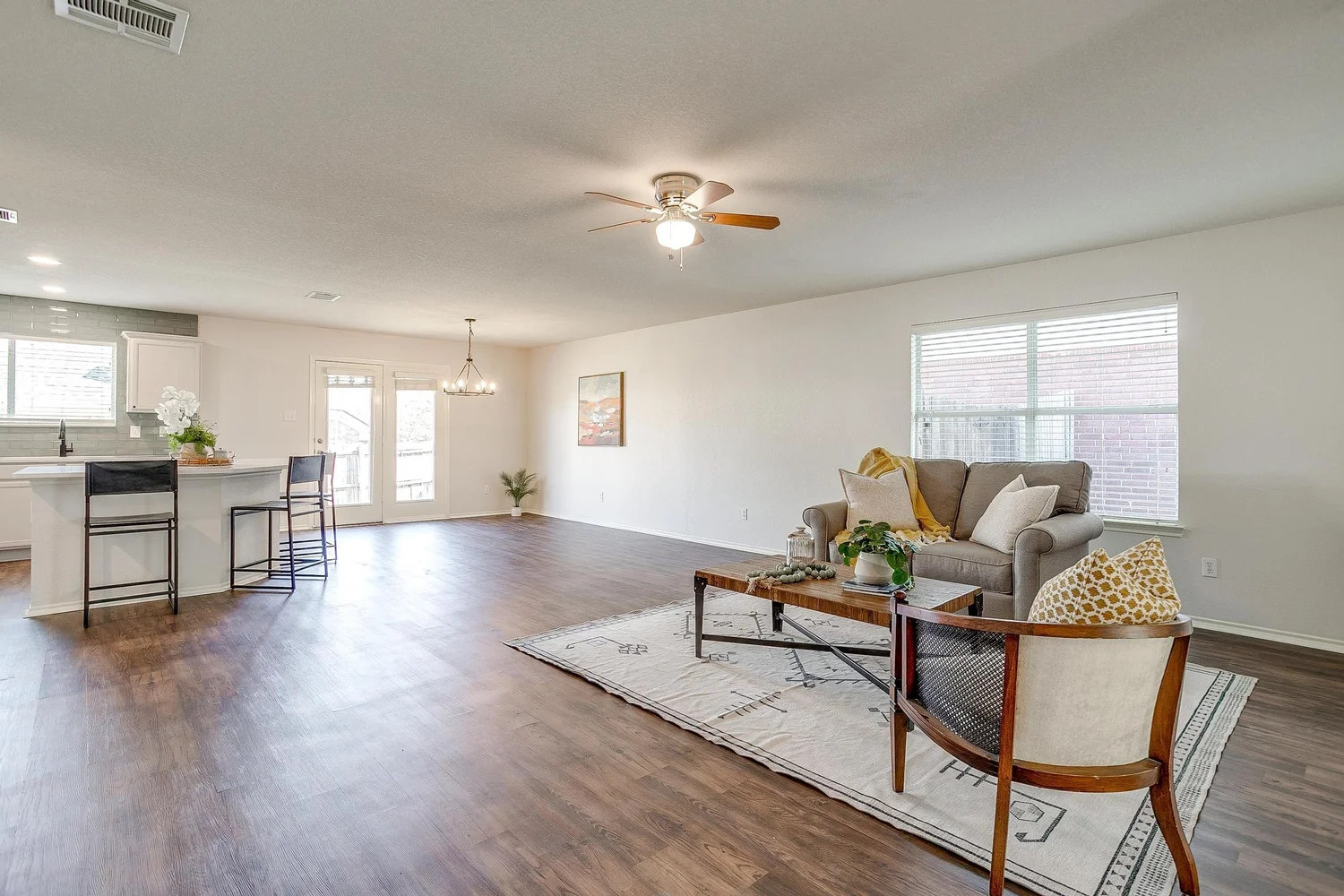 10900 BRAEMOOR DRIVE — The Ashton Agency