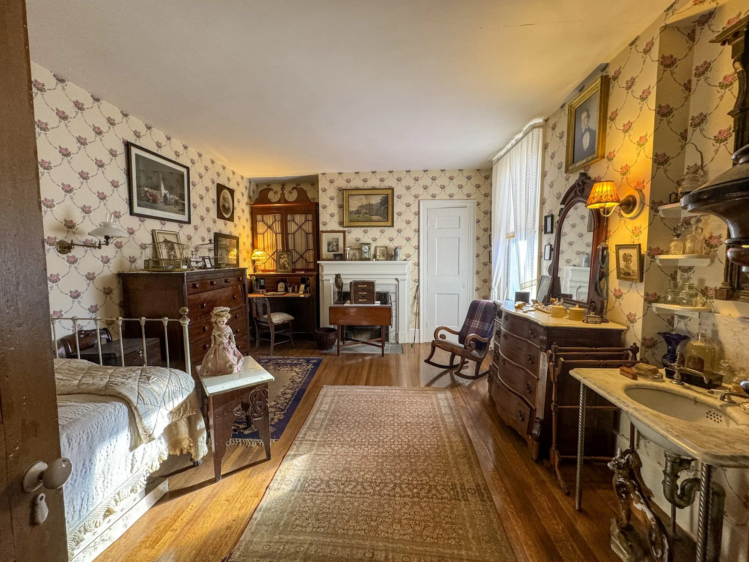 Explore the Mansion — Locust Grove Historic Site