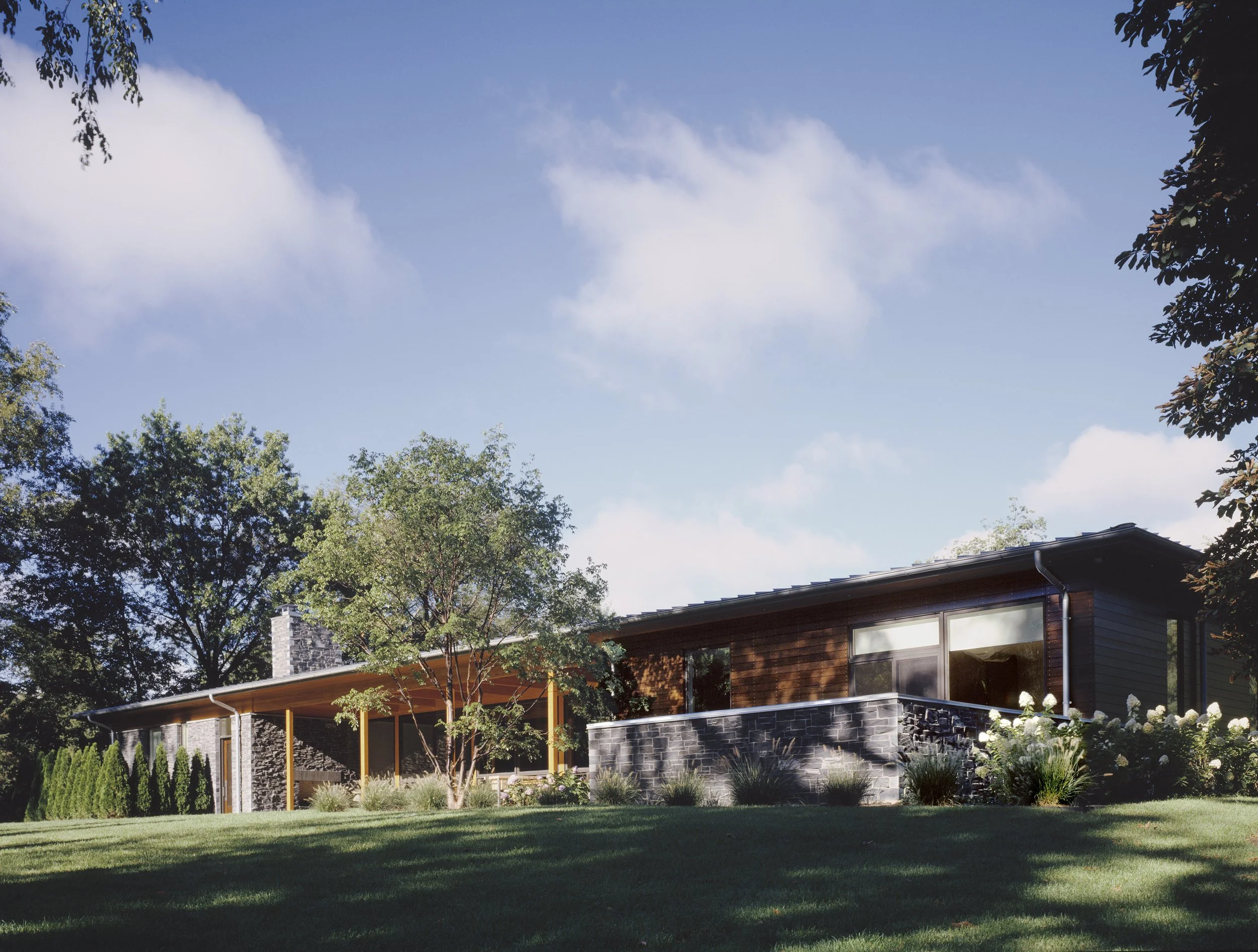 Hills Residence — Disbrow Iannuzzi Architects
