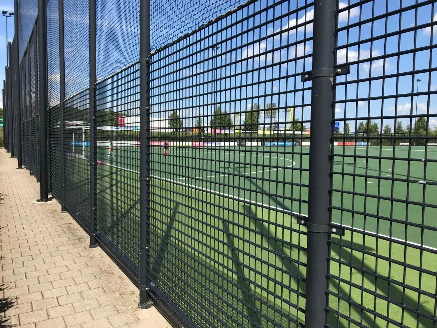Light wire fence panels - Alfafence Germany
