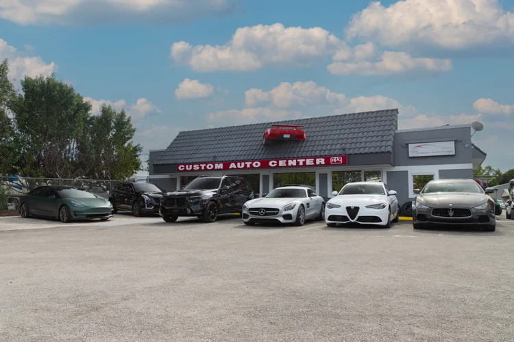 Custom Auto Center - Auto Body Shop in Stuart, FL