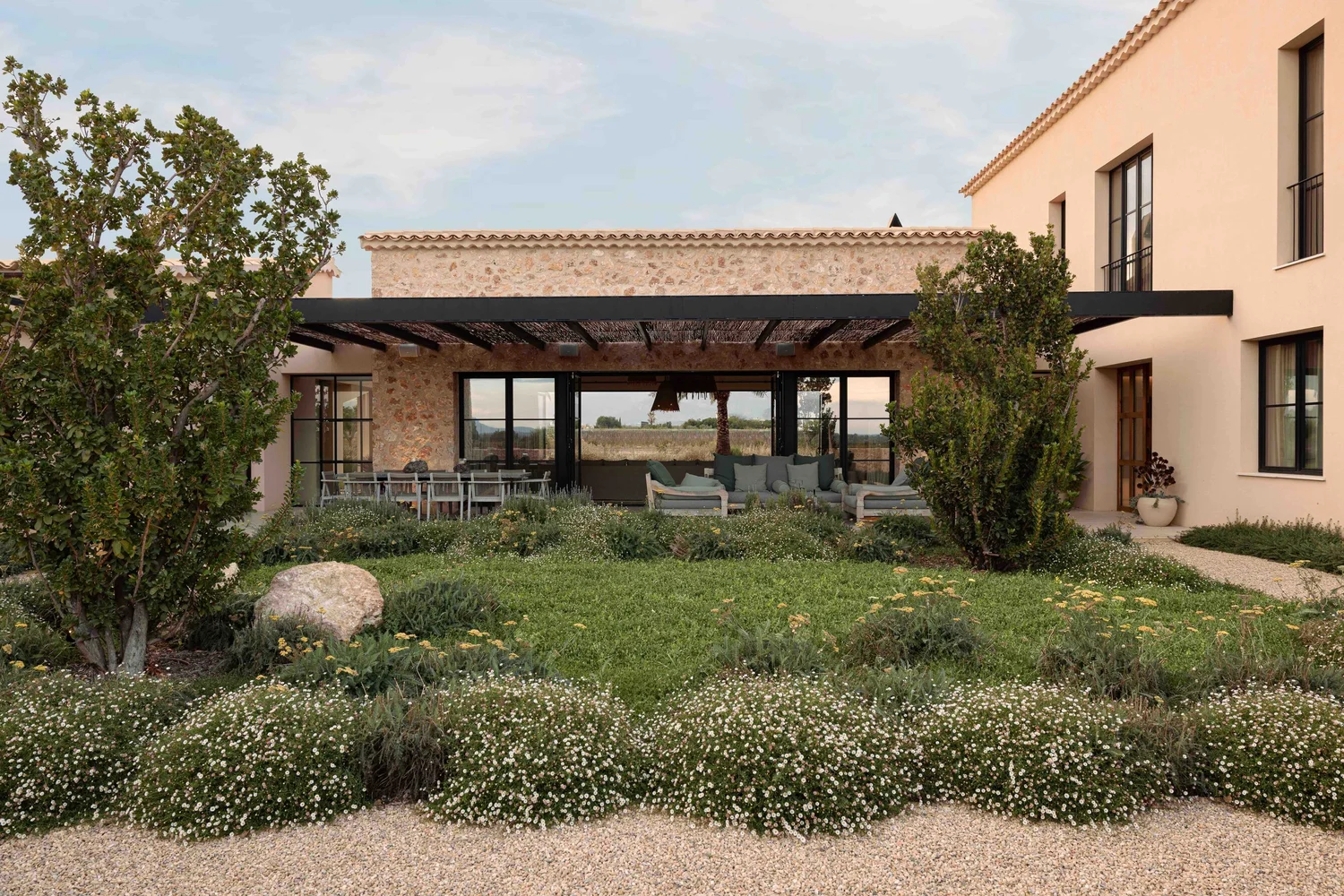 Naturalistic Garden Design Project | Vineyard Country Estate Biniali ...