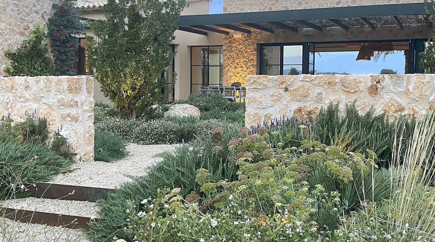 Naturalistic Garden Design Project | Vineyard Country Estate Biniali ...