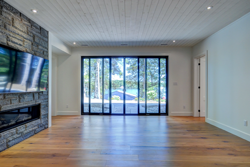 Whiteside — Muskoka Lumber