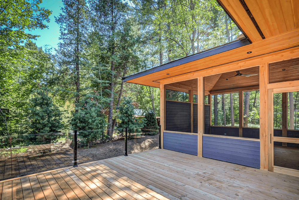 Whiteside — Muskoka Lumber