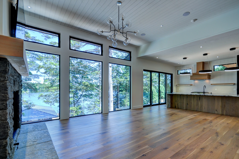 Whiteside — Muskoka Lumber