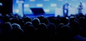 Zoe Asher | Keynote Speaker on Loneliness, Connection & Workplace Culture