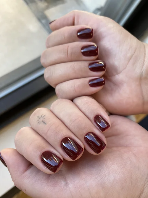 Nail Gel Polish vs. Regular Gel: Which Is Right for Nails?