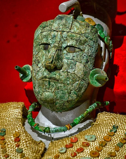 Discovering an ancient Maya king’s tomb at Palenque — artsq.org