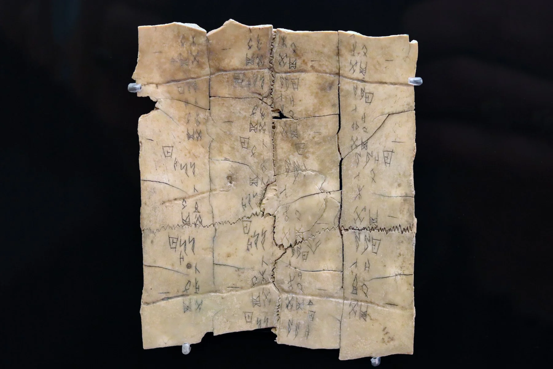 Neolithic Period (c. 7000–1700 BCE) | Neolithic Art and Architecture ...