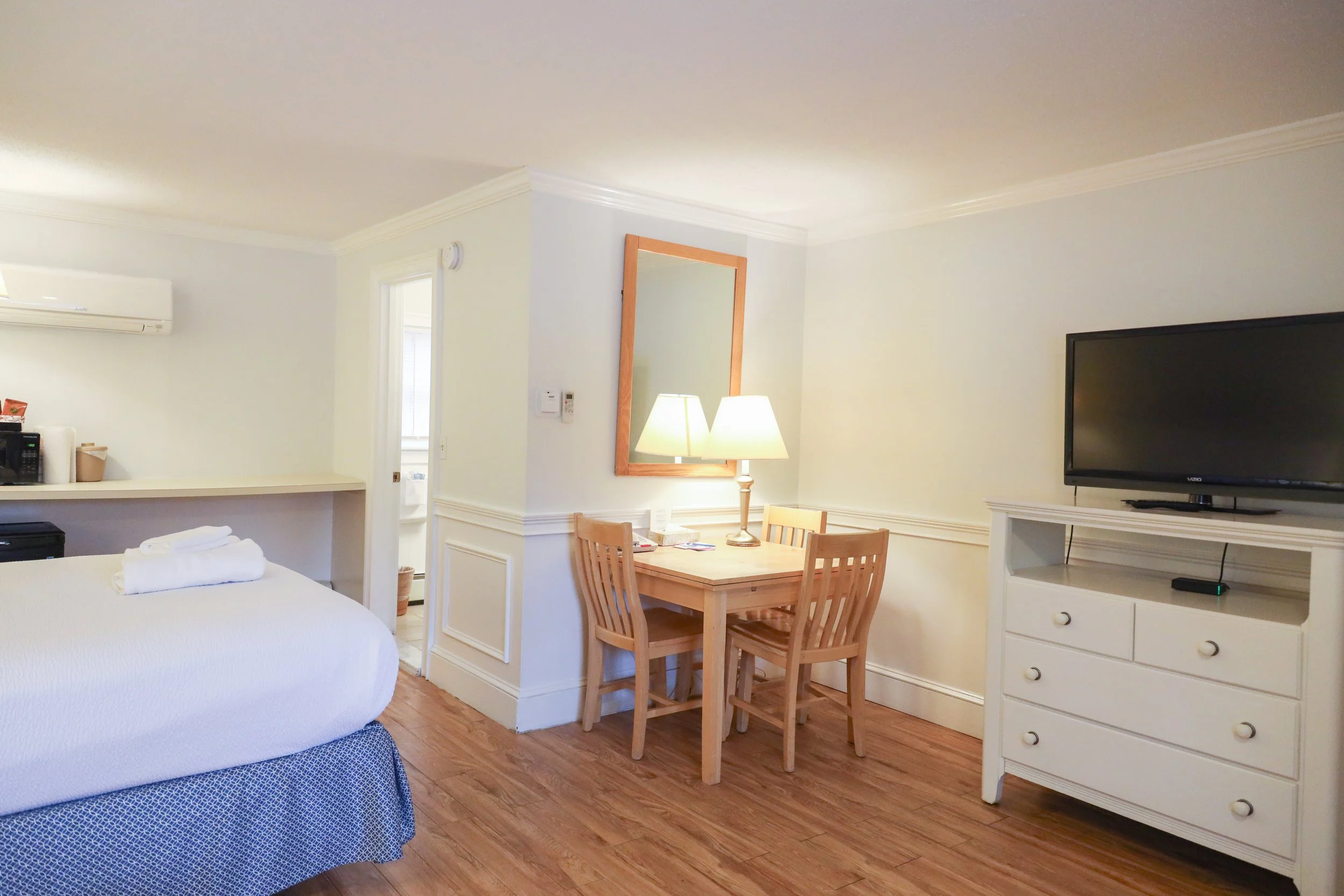 Book a Room on Cape Cod — The Cove Motel