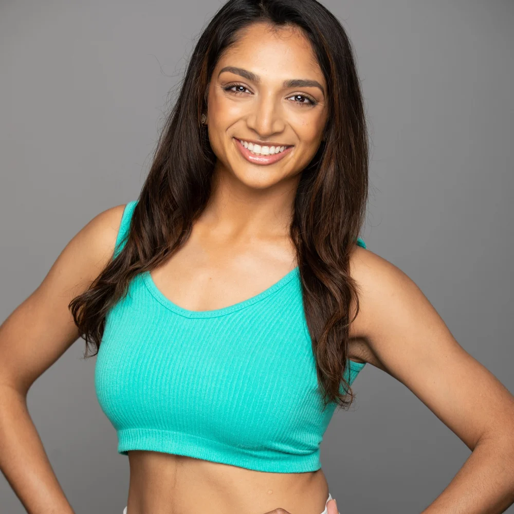 Eshani Patel - Bollywood Fusion Dancer and Shuffler based in Los Angeles, California