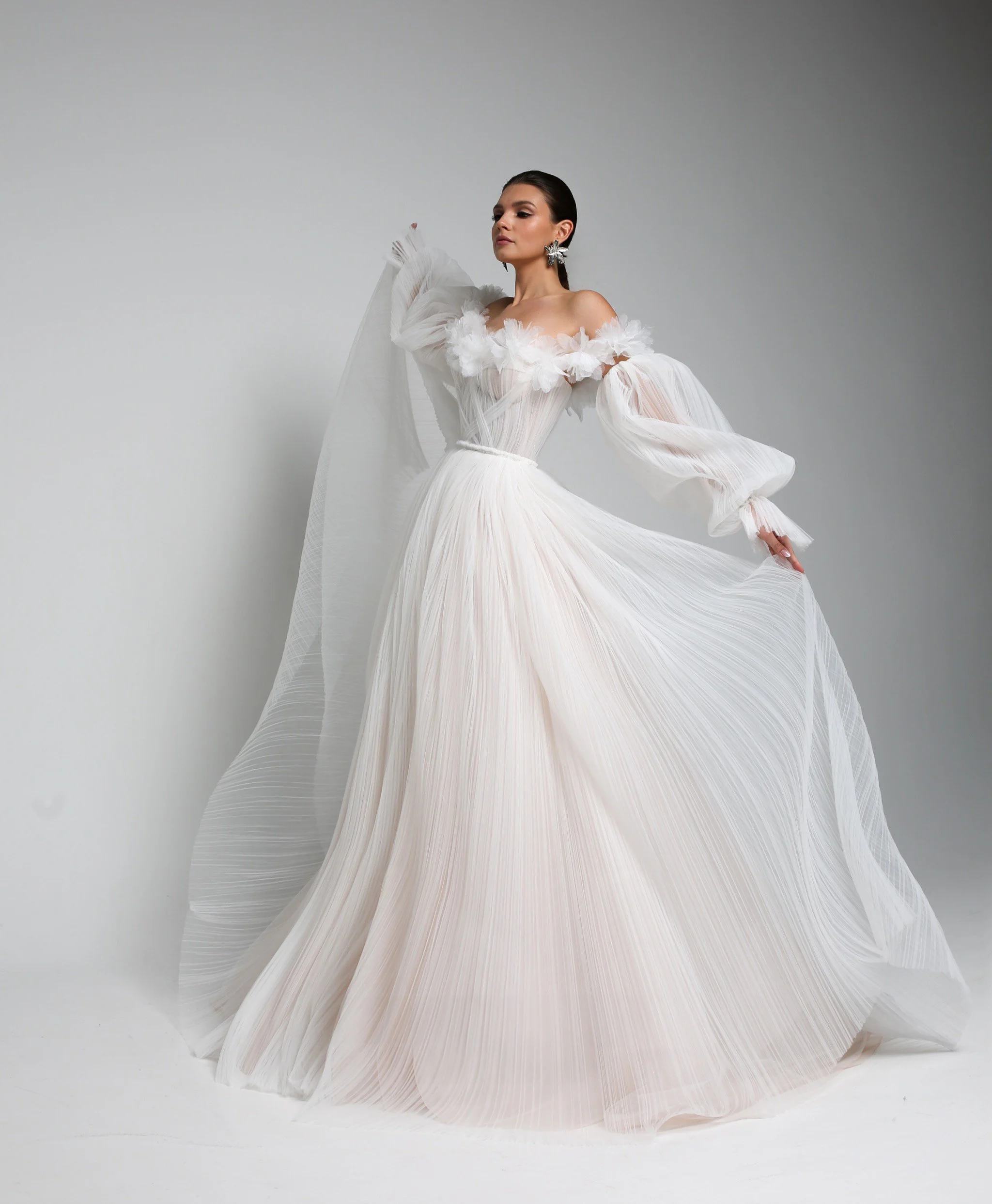 Unique Bridal Designs for the Modern Bride | Bold & Elegant Wedding ...