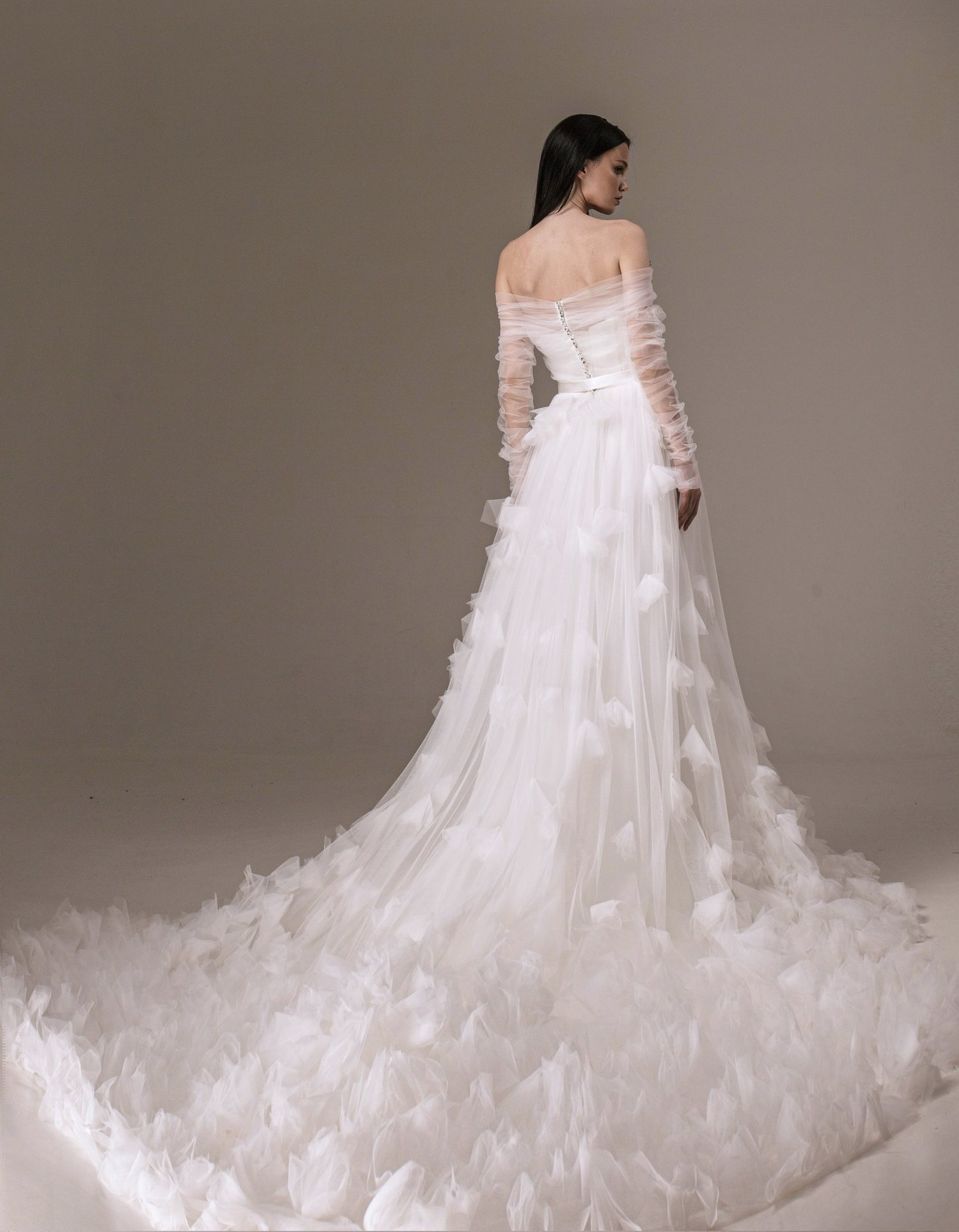 Unique Bridal Designs for the Modern Bride | Bold & Elegant Wedding ...