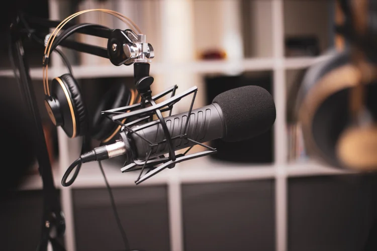The Ultimate Guide to Microphones for Academics, Scientists, and ...