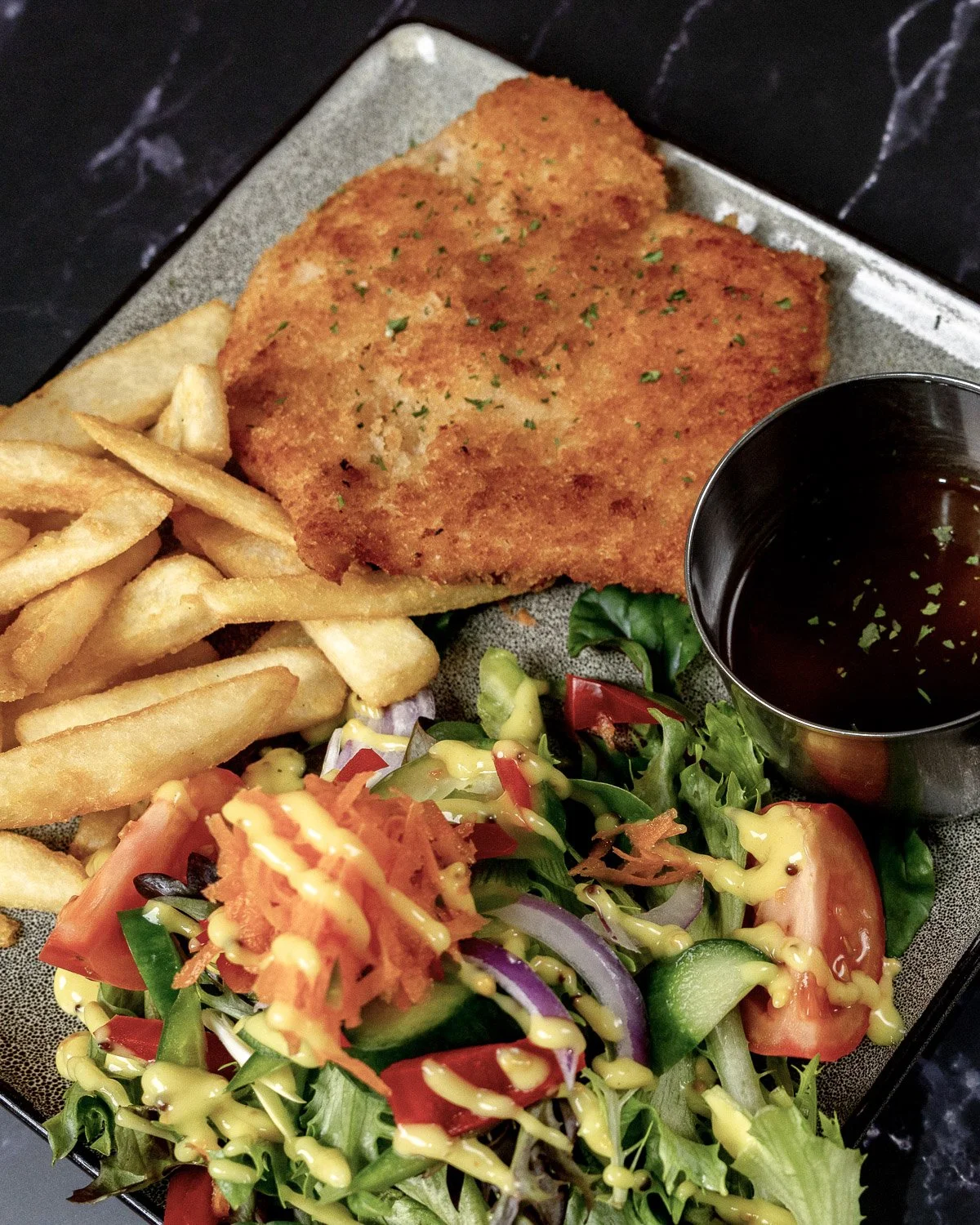 LUSH CAFE & BAR GOULBURN