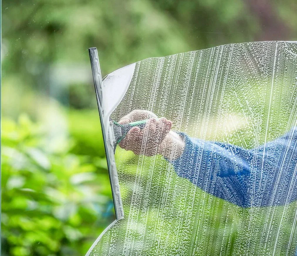 Oakmont High Reach Window Cleaning