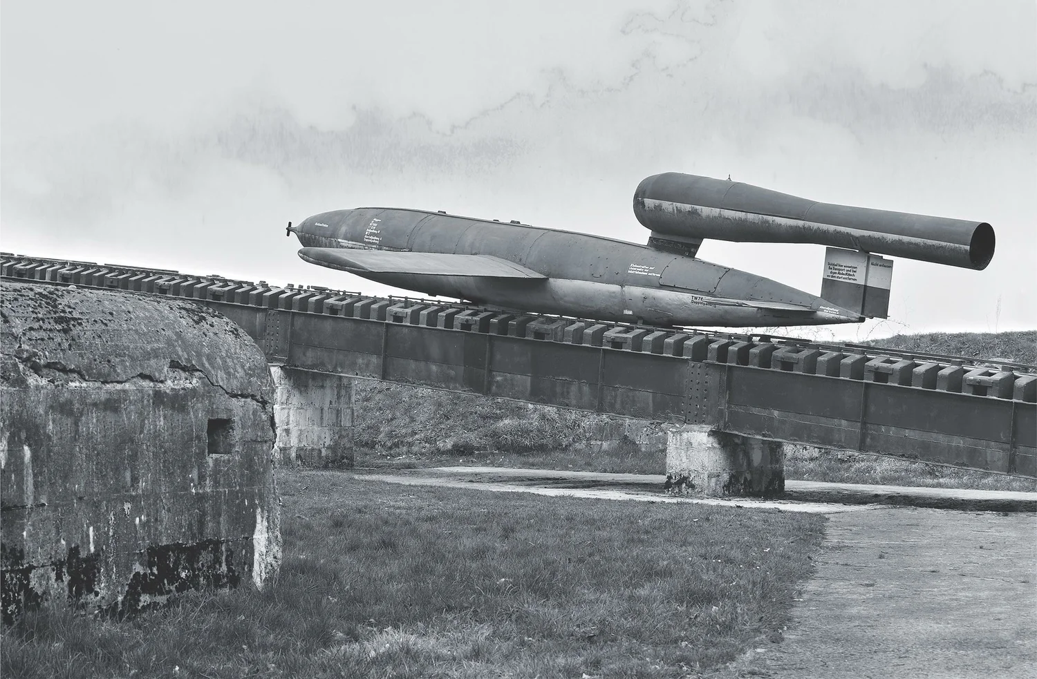 V-1 and V-2 Vengeance Weapons in WWII: Hitler's Deadly Arsenal — Artios ...
