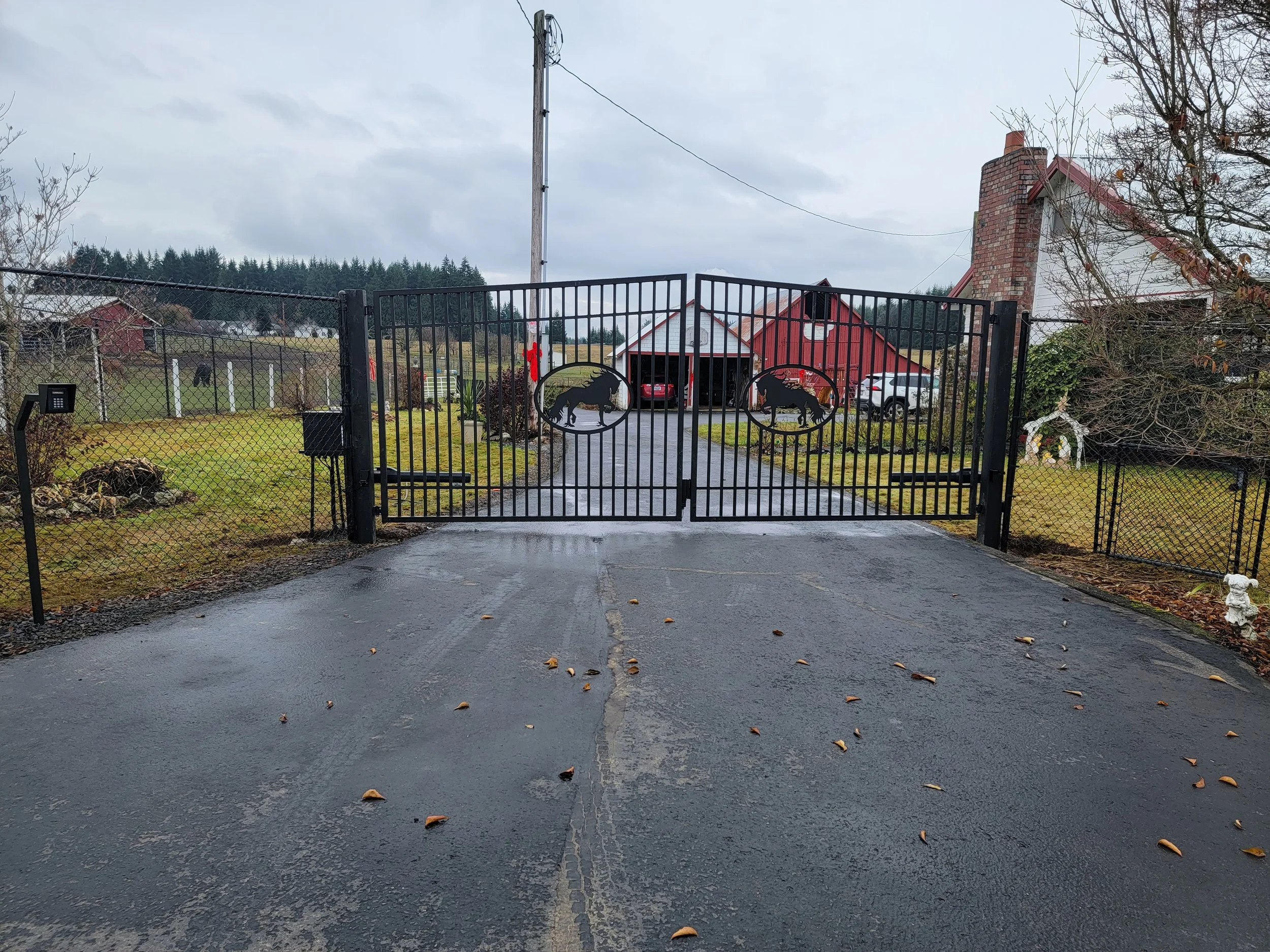 PNW Fence & Gate | Automated Gates — PNW Fence & Gate