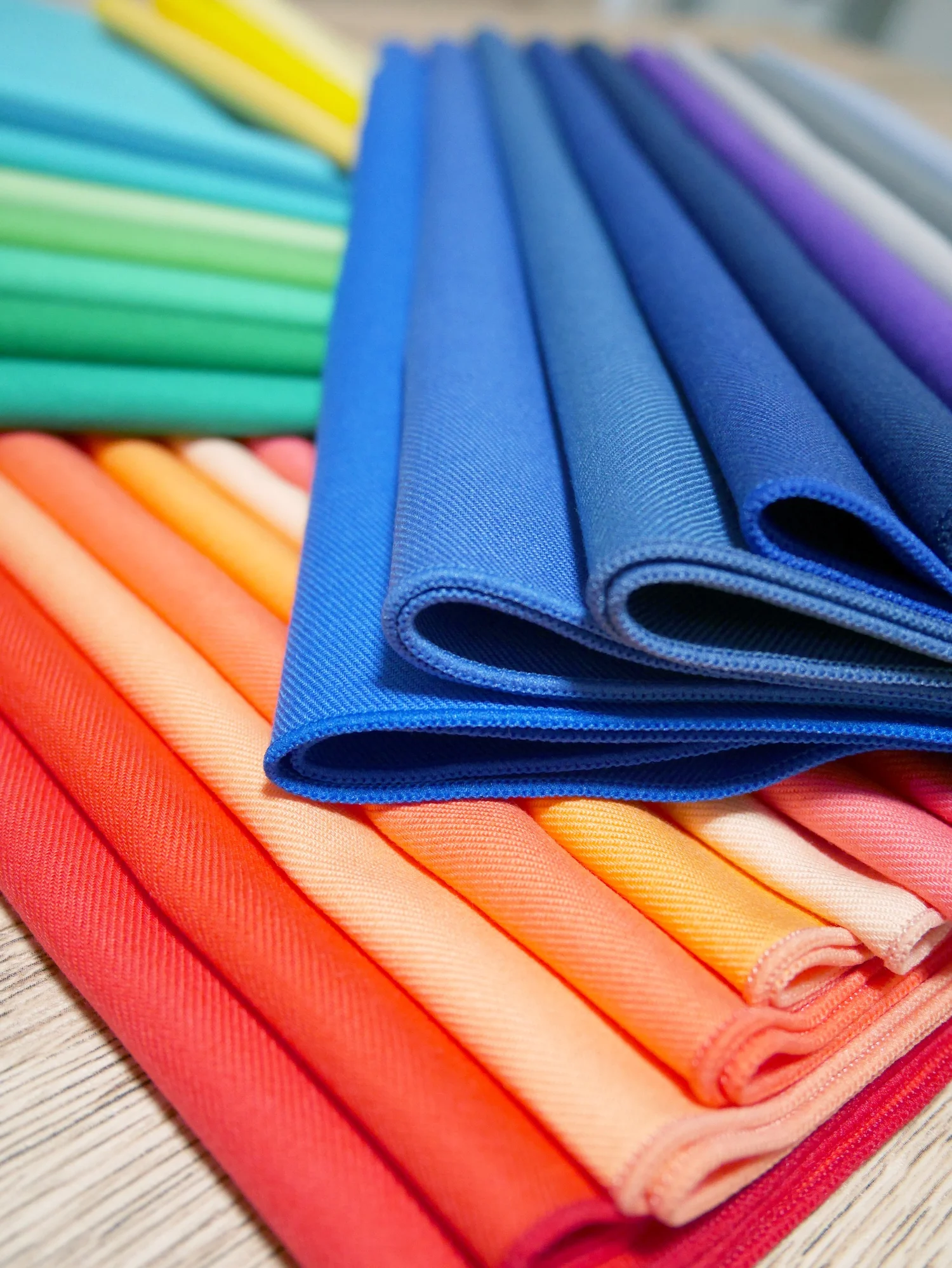 THEOHK | COLOR & IMAGE CONSULTING | EDUCATION