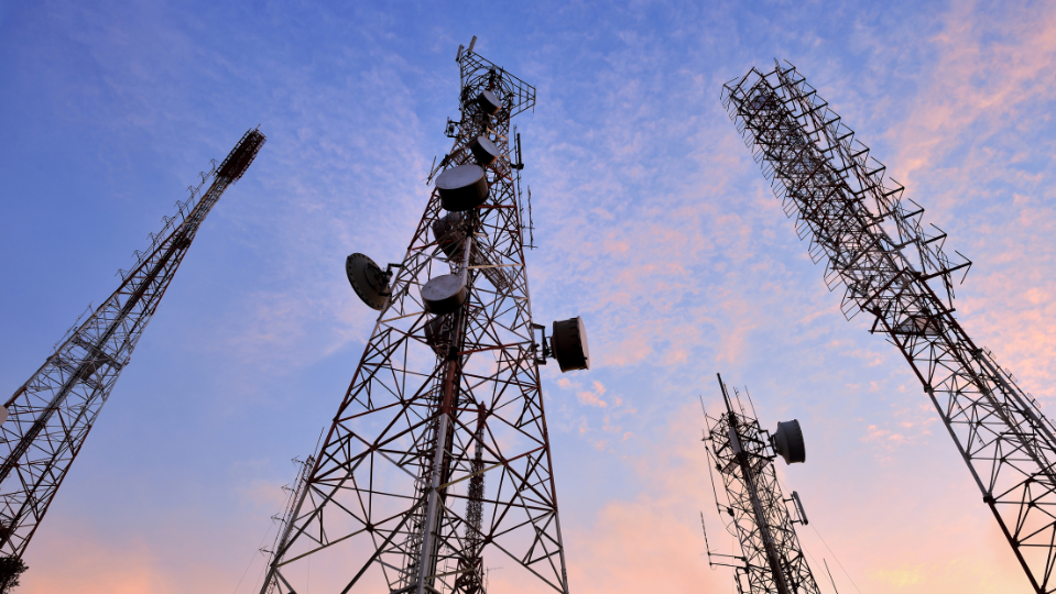 Construcción de Torres — Even Telecom