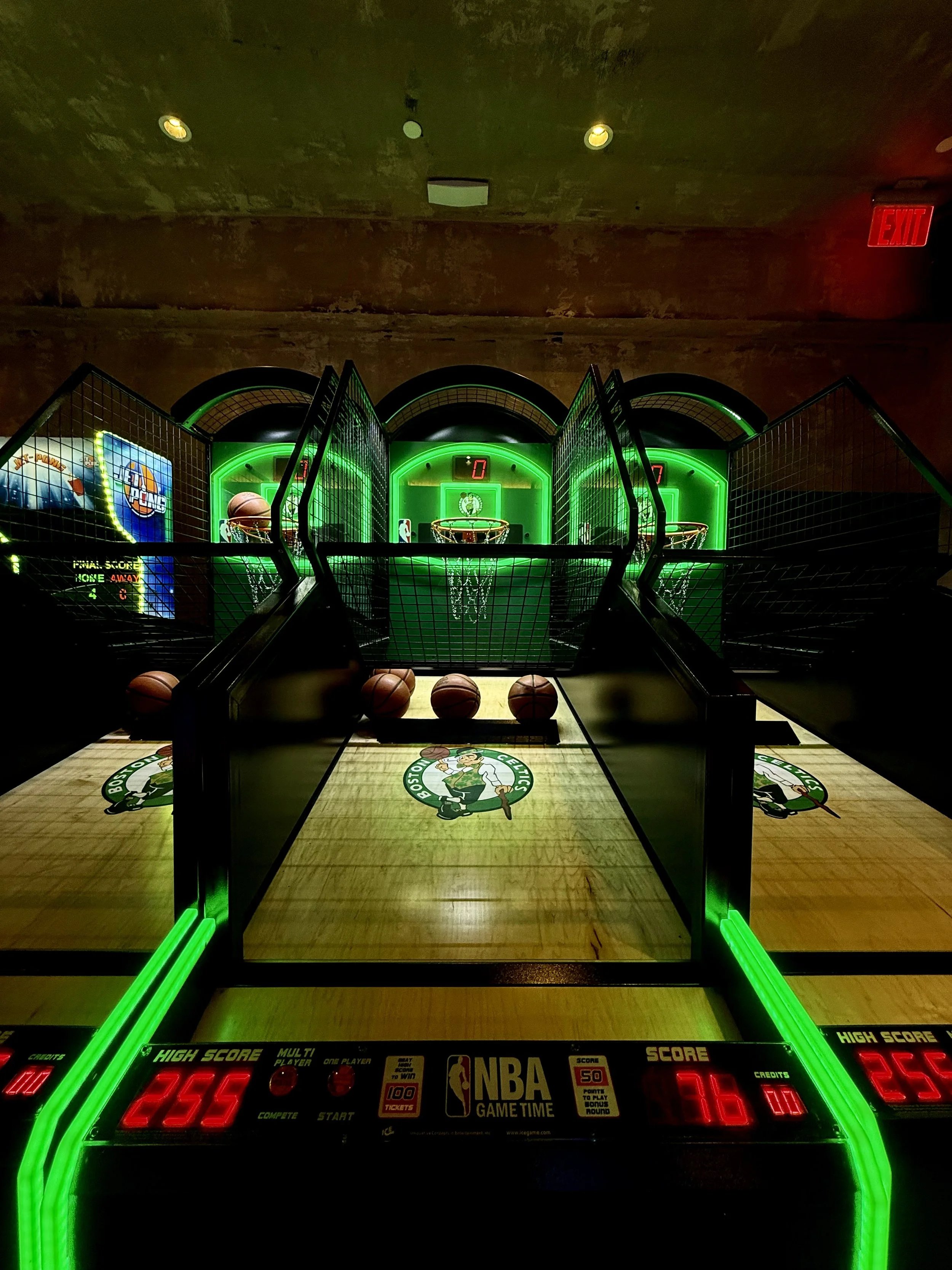PLAY Boston | Arcade Bar & Pre-Game Venue at TD Garden