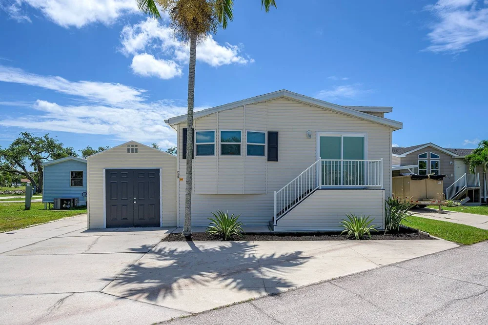 General 6 — Sweet Home Florida Group