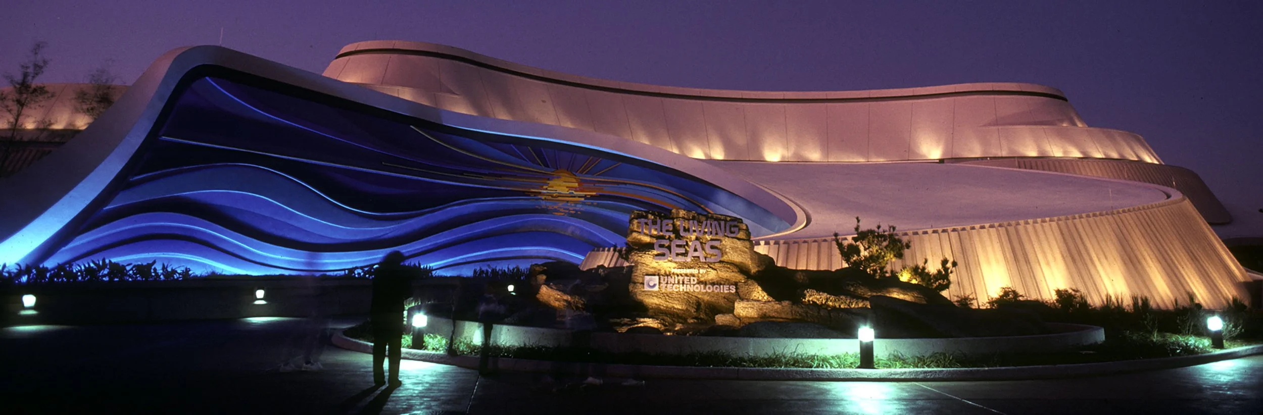 EPCOT CENTER / LIVING SEAS PAVILION — Tim J Delaney
