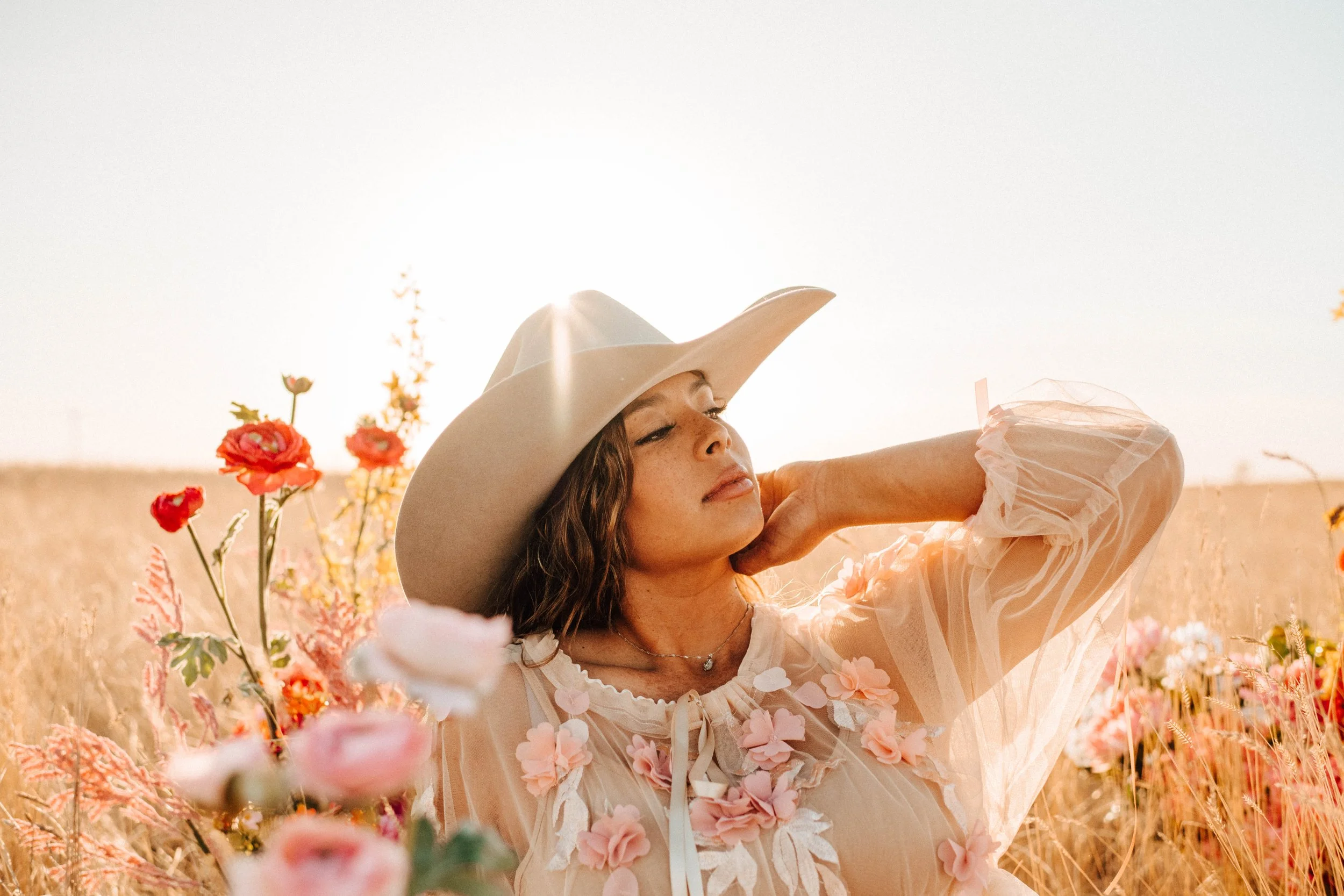 Capturing the Beauty of Spring: Guide to Stunning Maternity Photoshoots ...