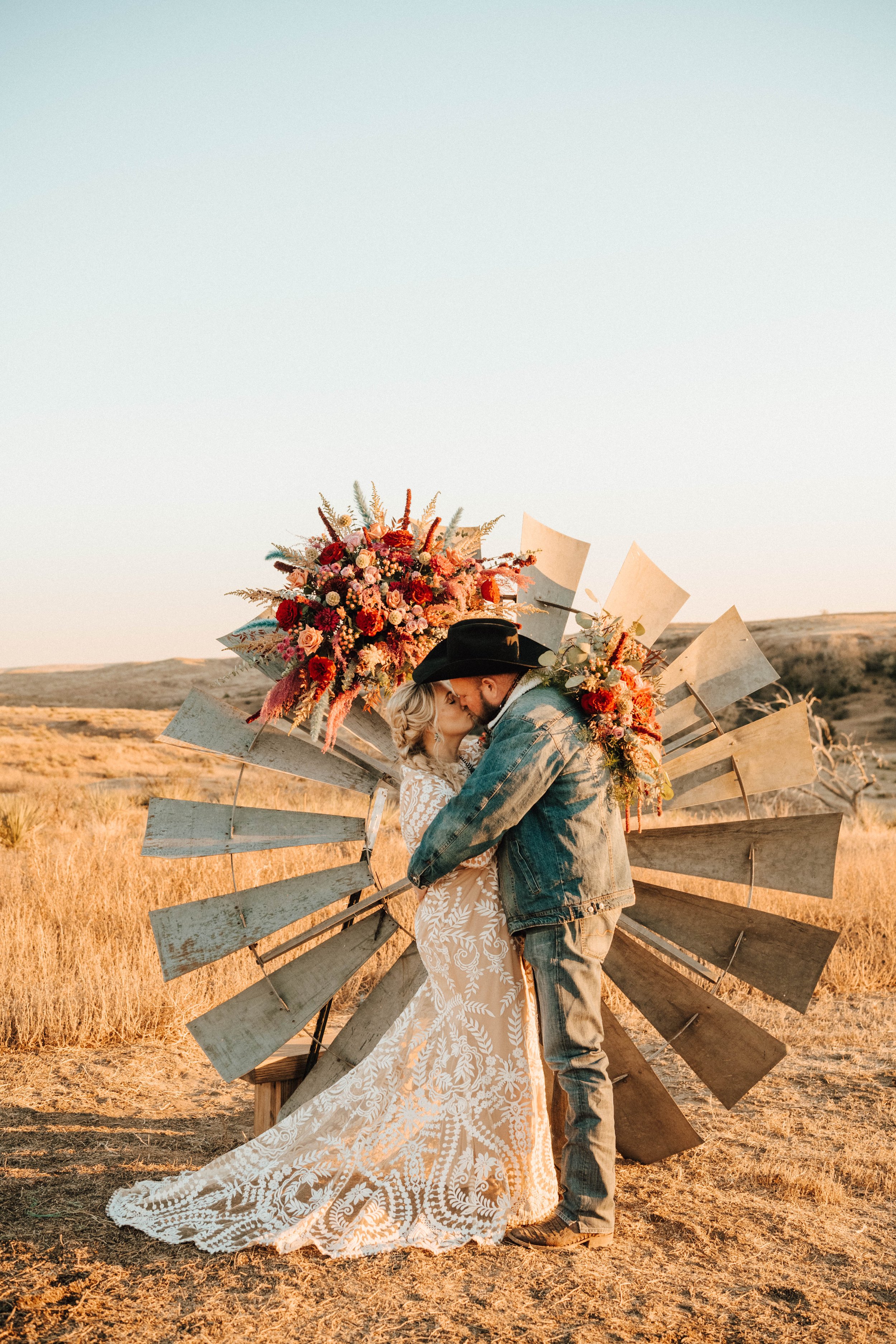 Traditional Elements of a Western Wedding - Colorado Western Wedding ...