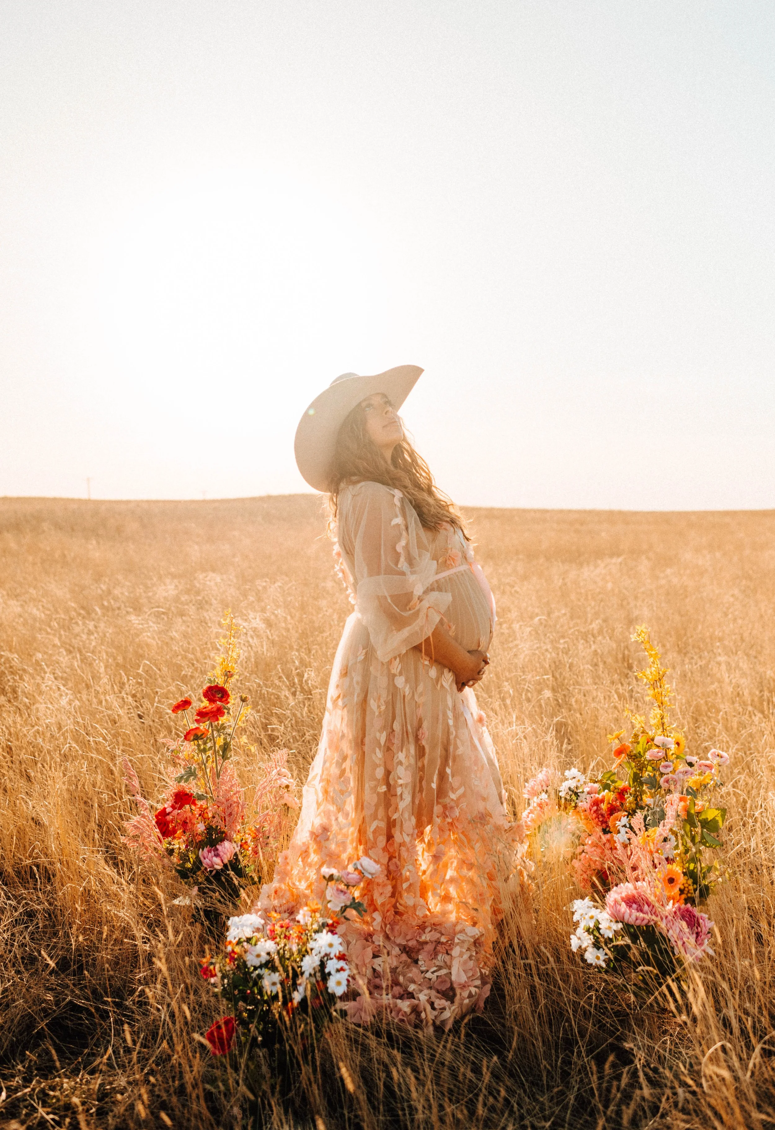 Capturing the Beauty of Spring: Guide to Stunning Maternity Photoshoots ...