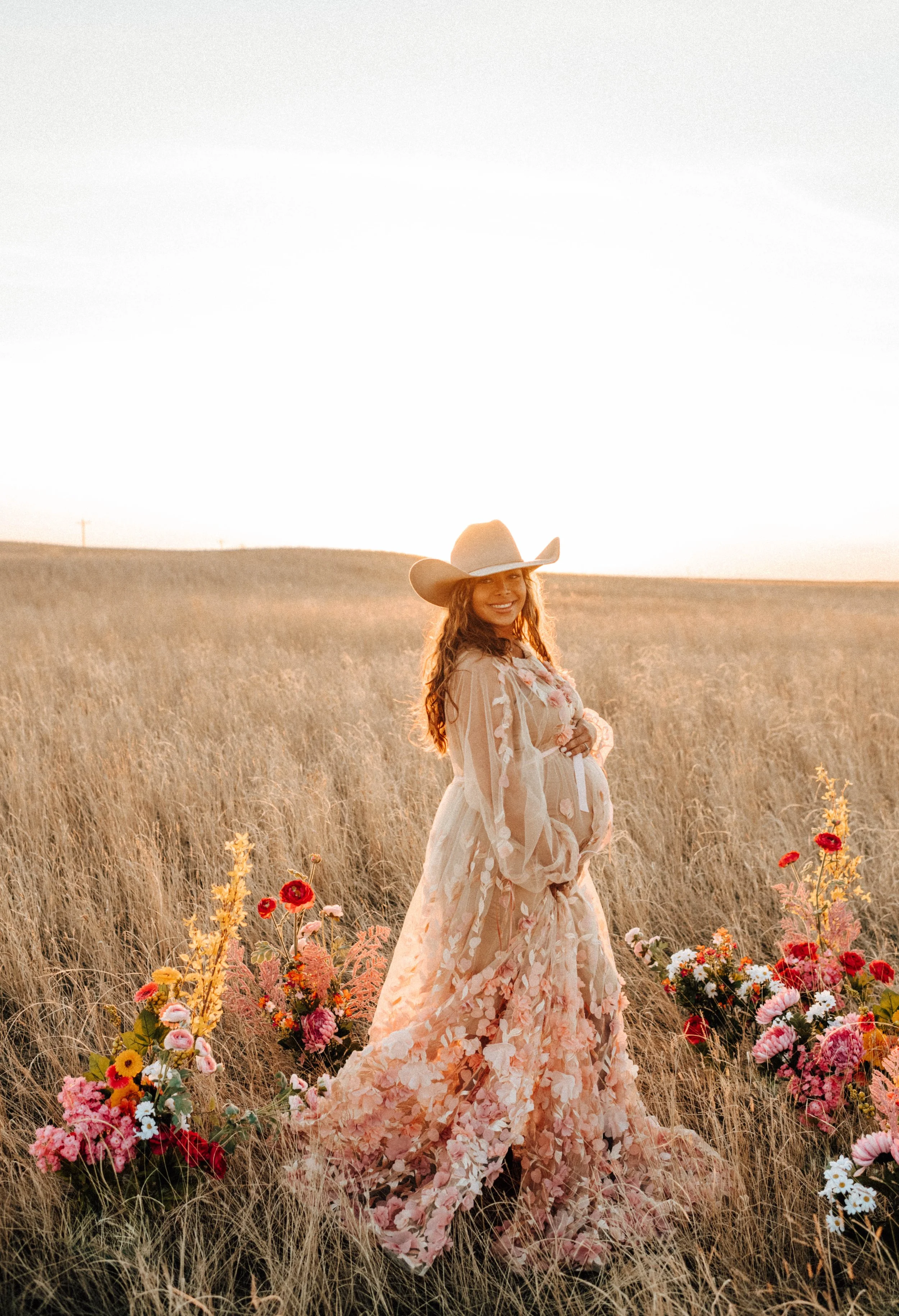 Capturing the Beauty of Spring: Guide to Stunning Maternity Photoshoots ...