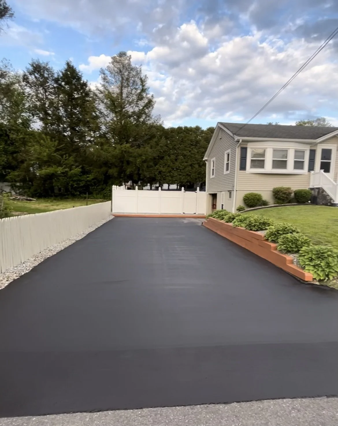 Asphalt Sealing Company Asphalt Sealing & Repair Services in Norwich CT ...