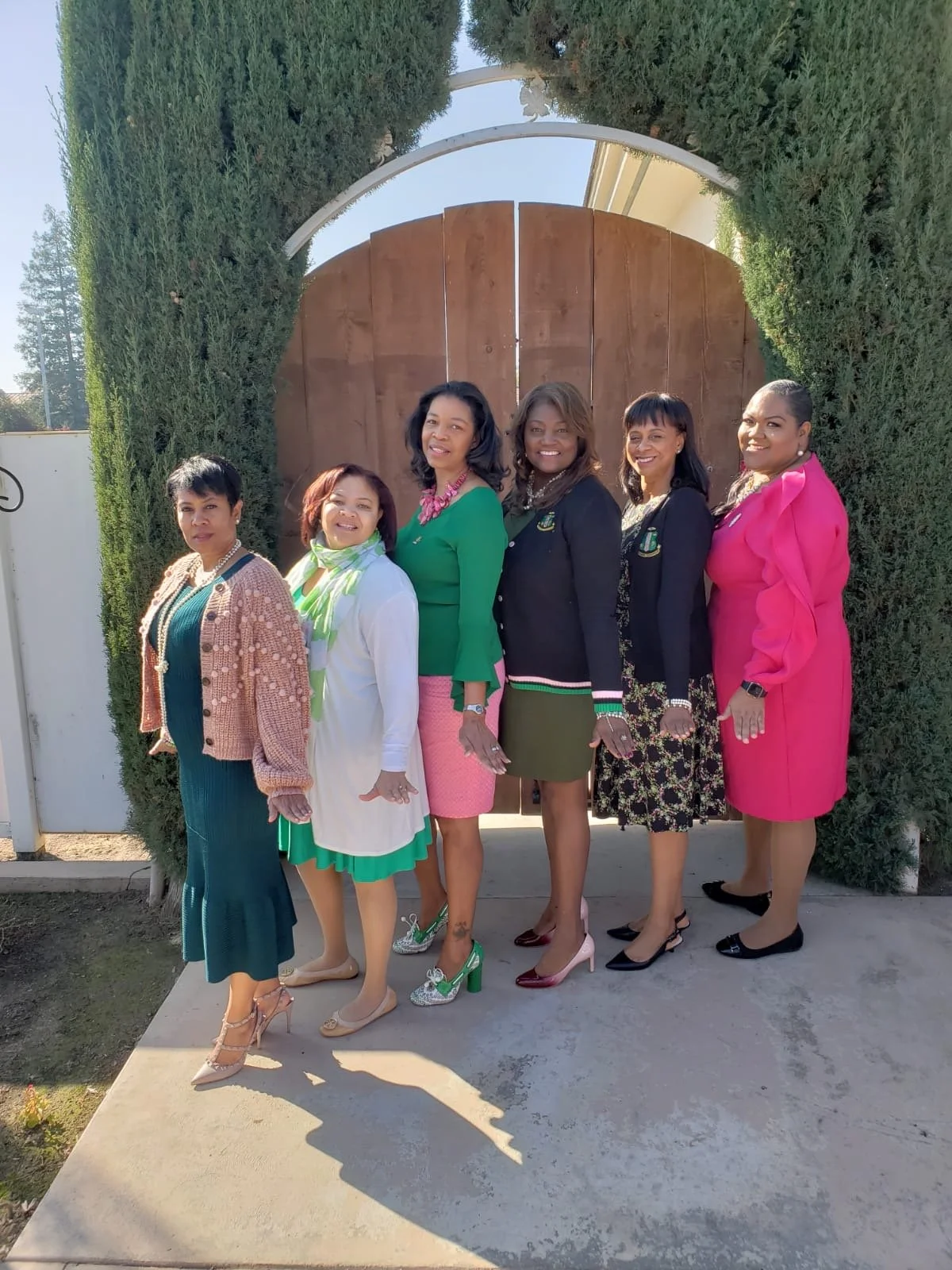 PRESIDENT'S GREETING — Omega Upsilon Omega