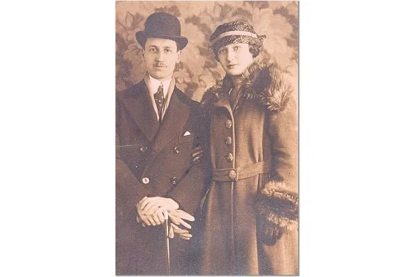 WALTER LAMPL’S LOVE AFFAIR WITH JADE — Milky Way Jewels