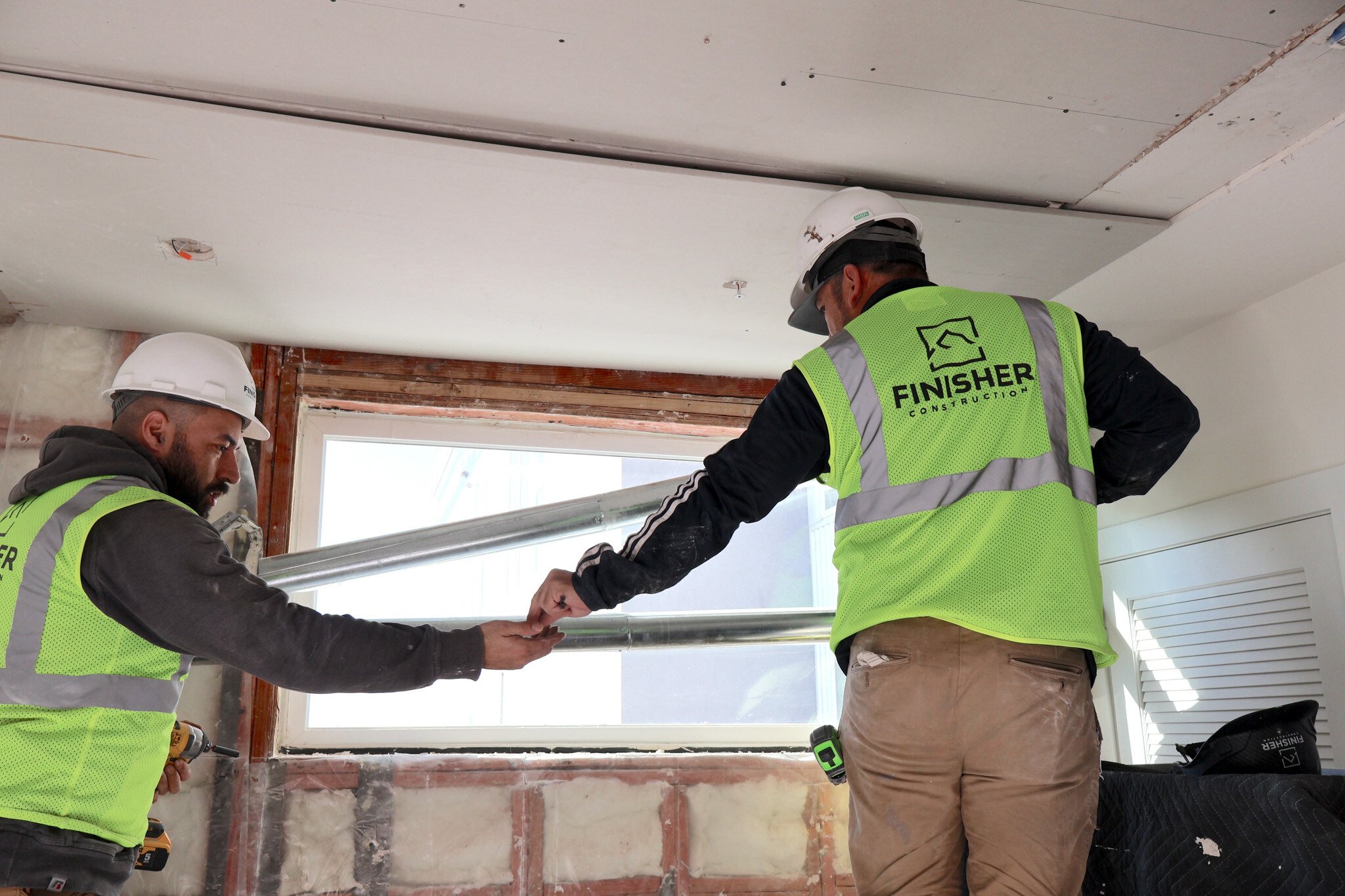 Finisher Construction