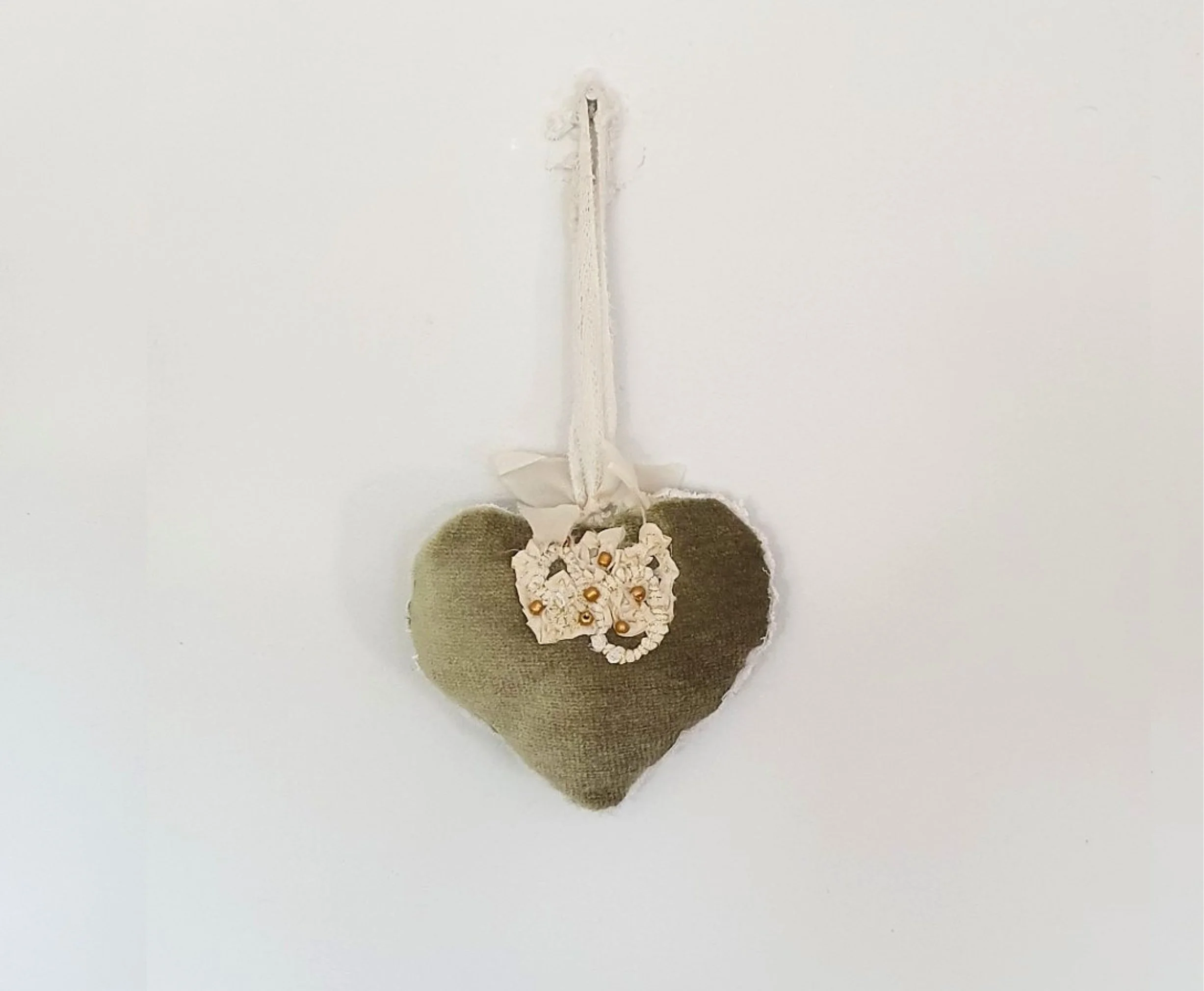 Handmade Green Velvet Hanging Heart – Vintage Lace & Antique Fabric ...
