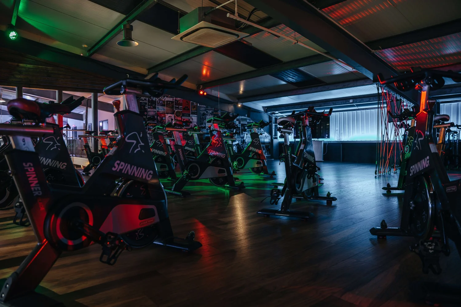 121GYM Pontypridd - 35,000 sq ft of GYM, Classes & Personal Training