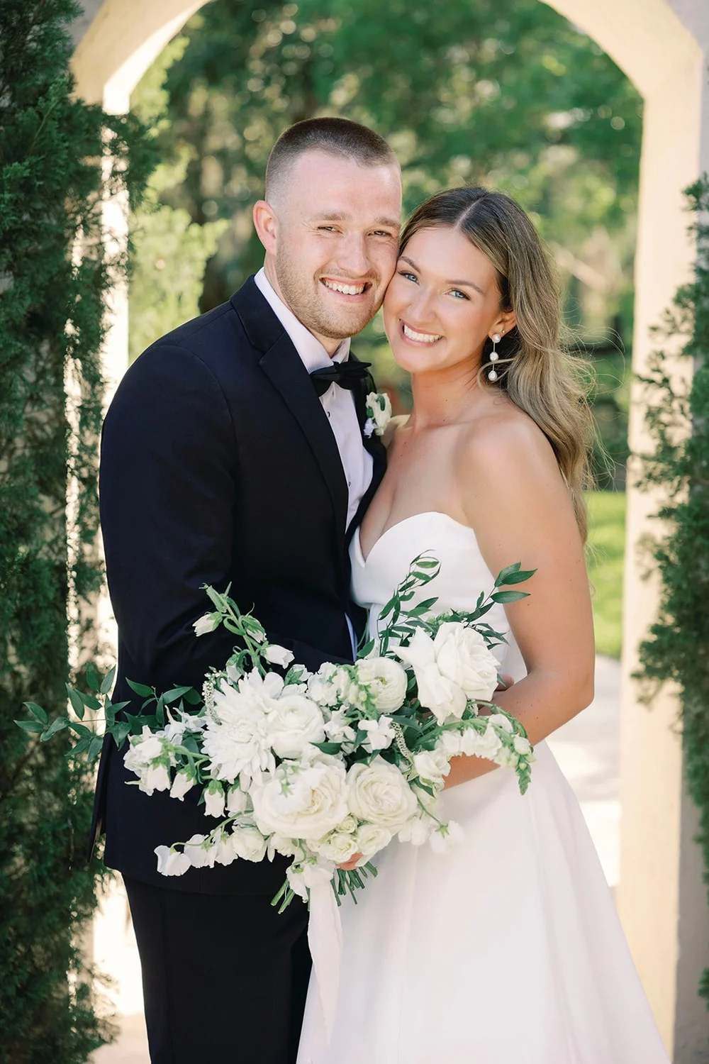 Leah & Robert's Classic Spring Wedding at La Casa Toscana — Of Light ...