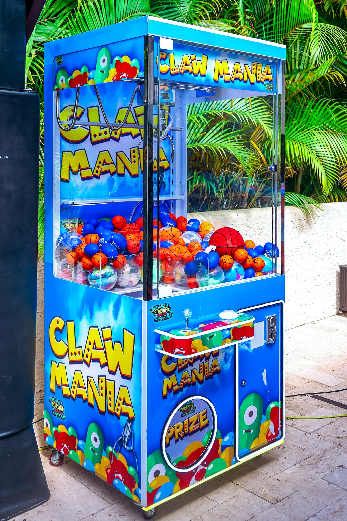 Crane Machine Rentals | Interactive Arcade Games | Fotoboyz Events ...