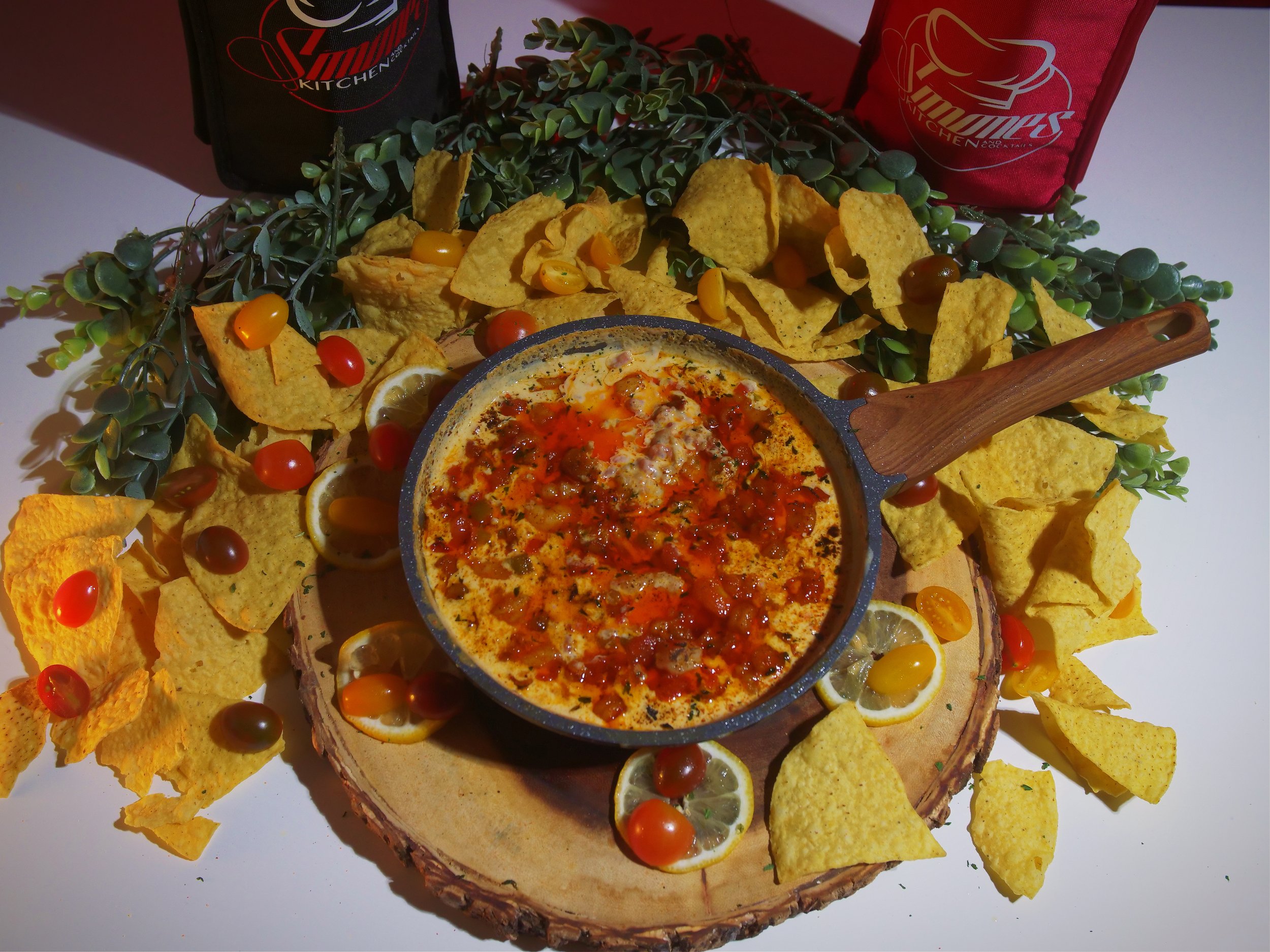 Eat — Simone's Kitchen and Cocktails