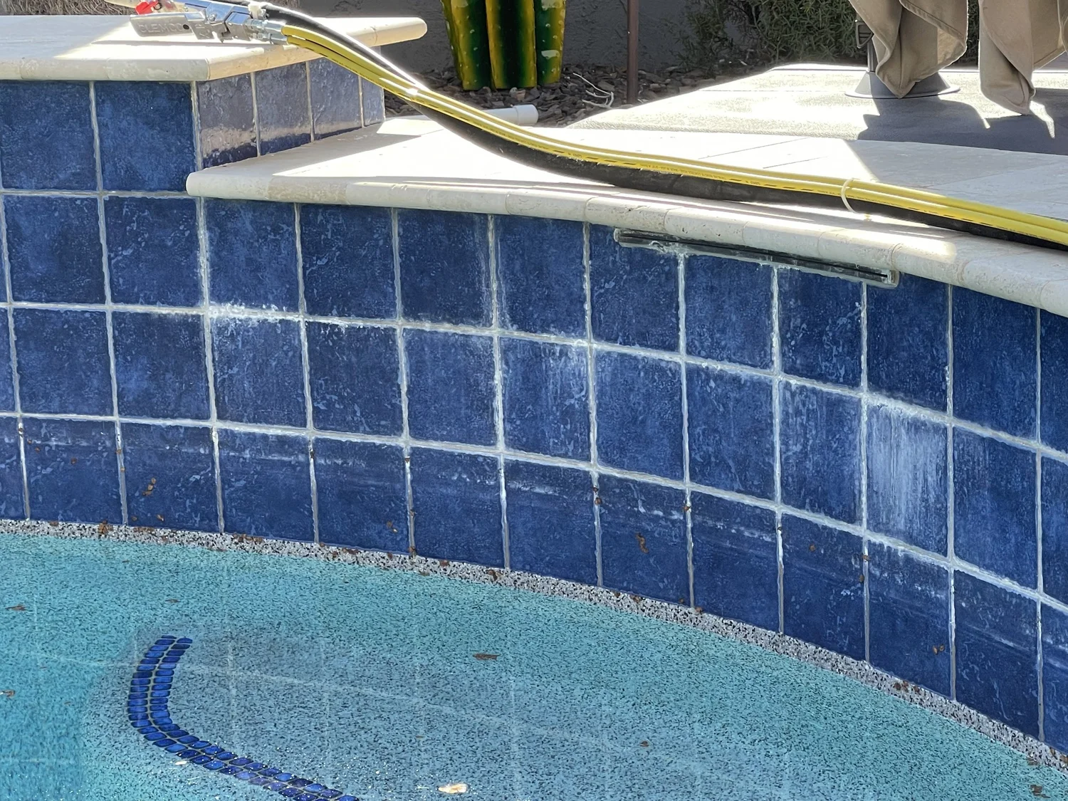 Diamond Pool Tile Cleaning