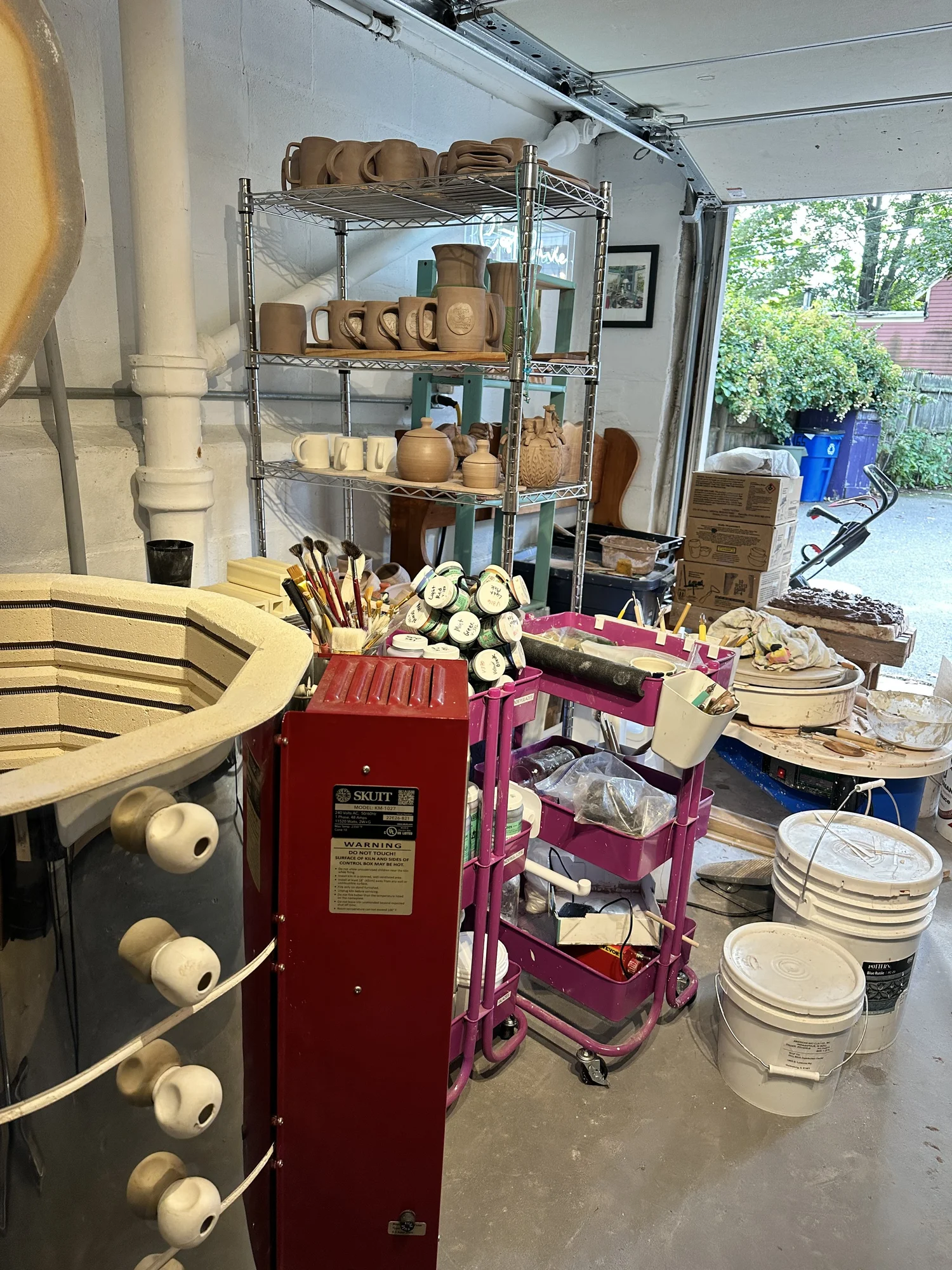 How to Start Collecting Handmade Pottery: A Millennial’s Guide to ...