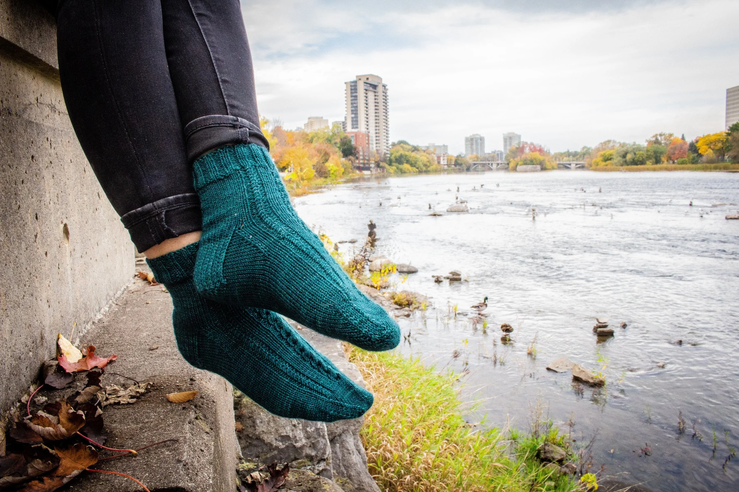 Top 5 Sock Patterns for Autumn — Classical Songbird Designs